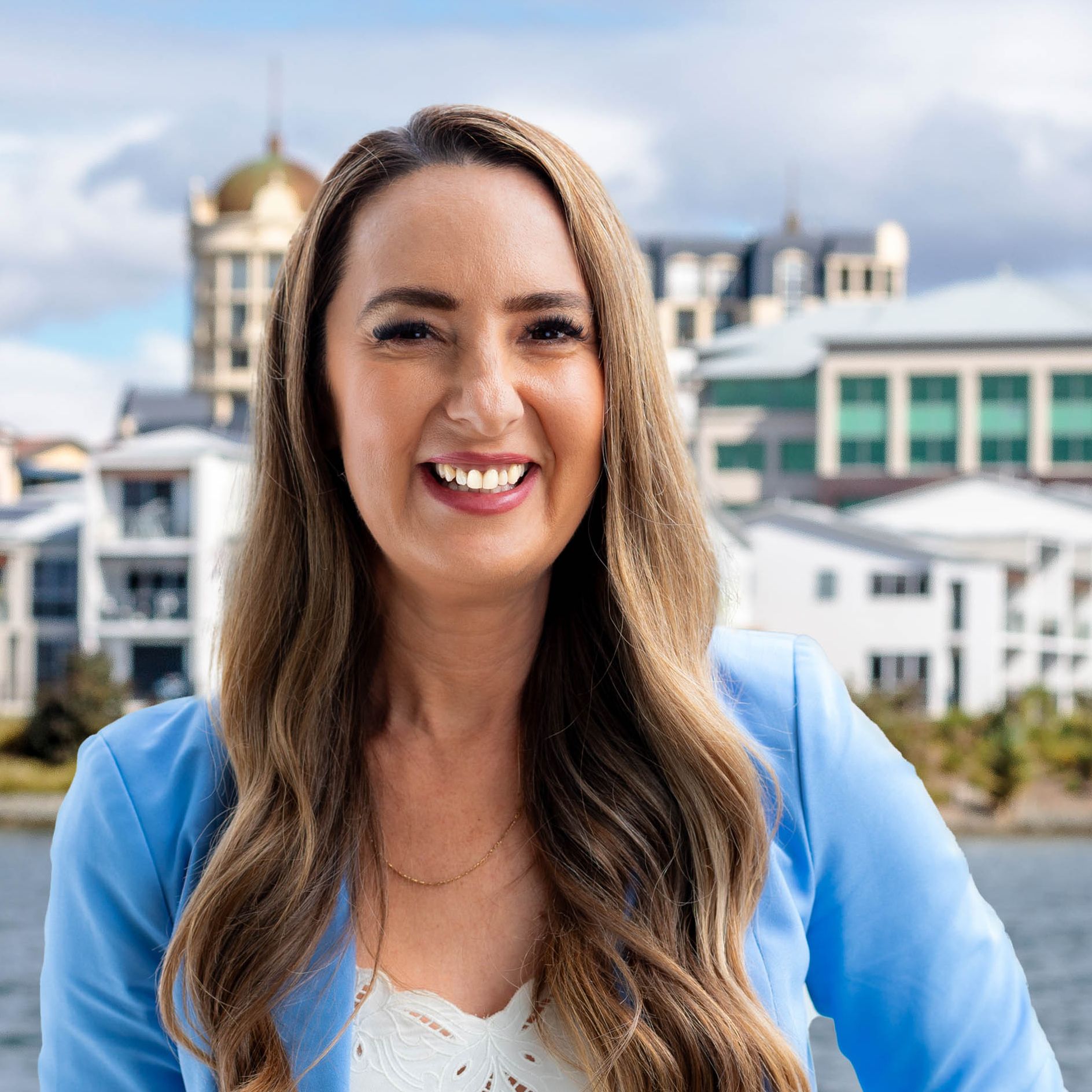 Candice Jewson - Sales and Marketing Executive - Ray White TMG