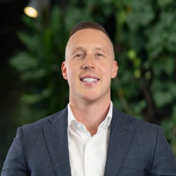 Alex Dunn - Licensee Salesperson - Ray White Ellerslie