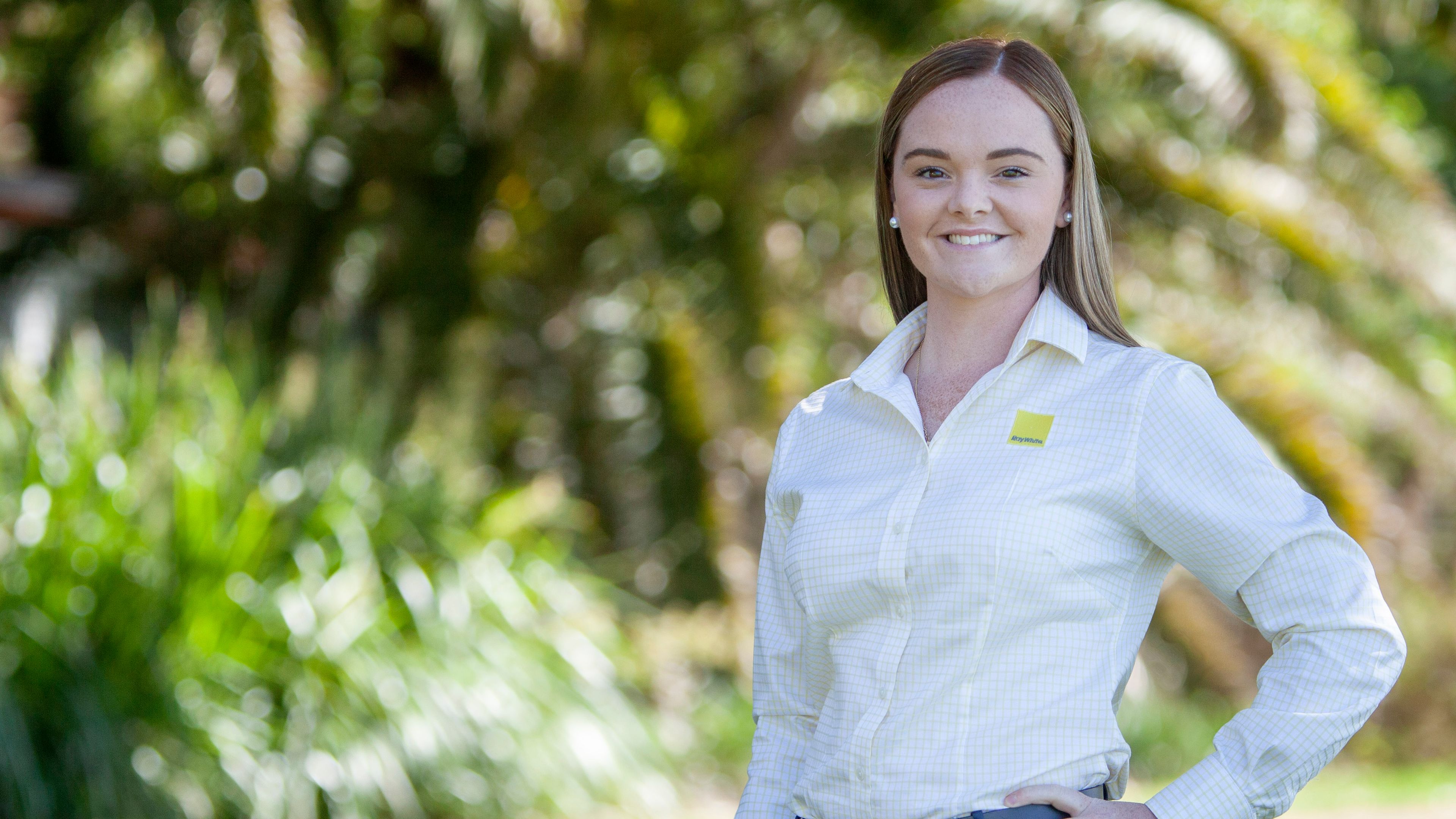 Gabby Neale - Property Sales Consultant/Assistant - Ray White Manning ...