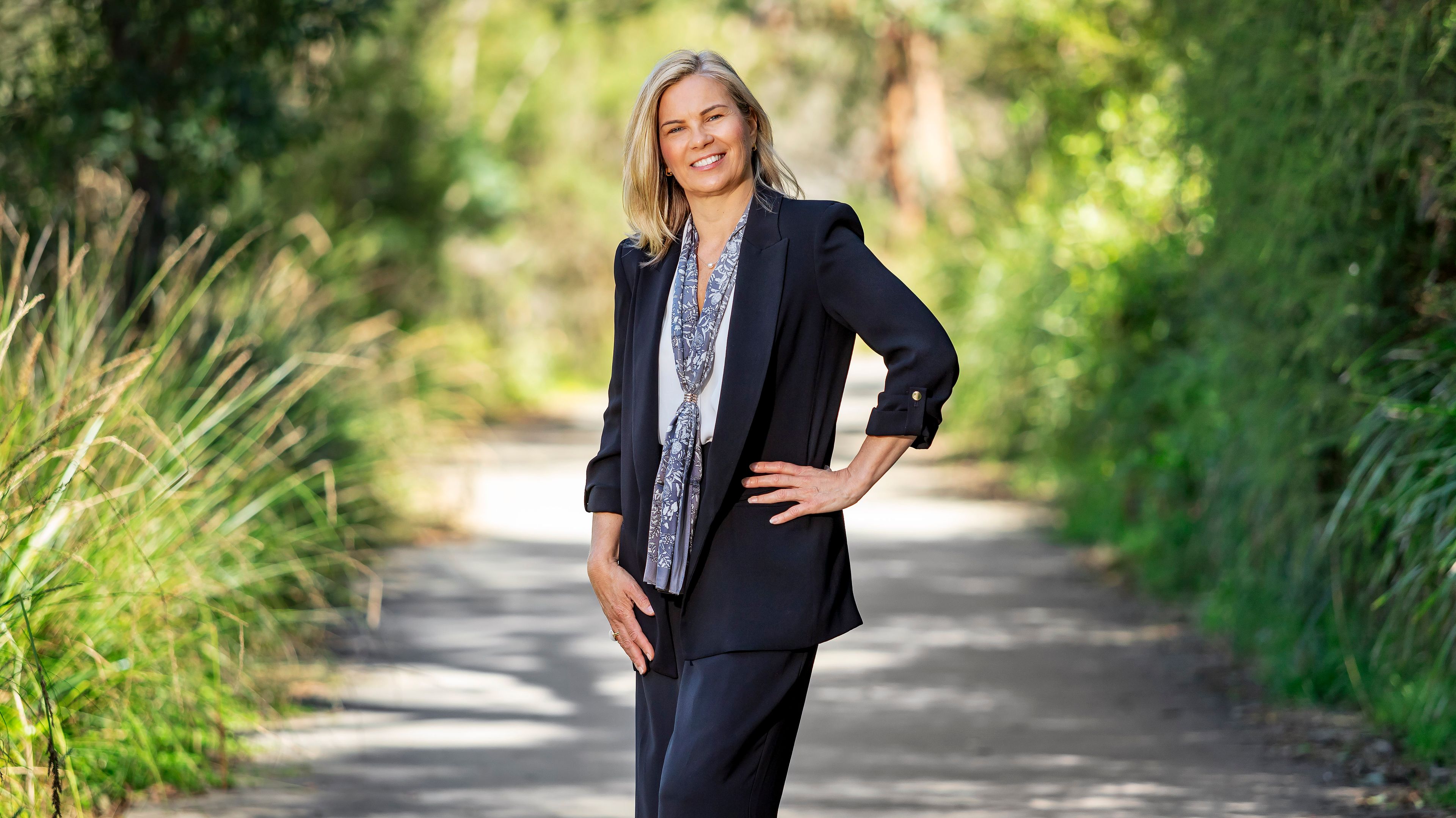 Sharon Jones - Sales Consultant - Ray White Ringwood