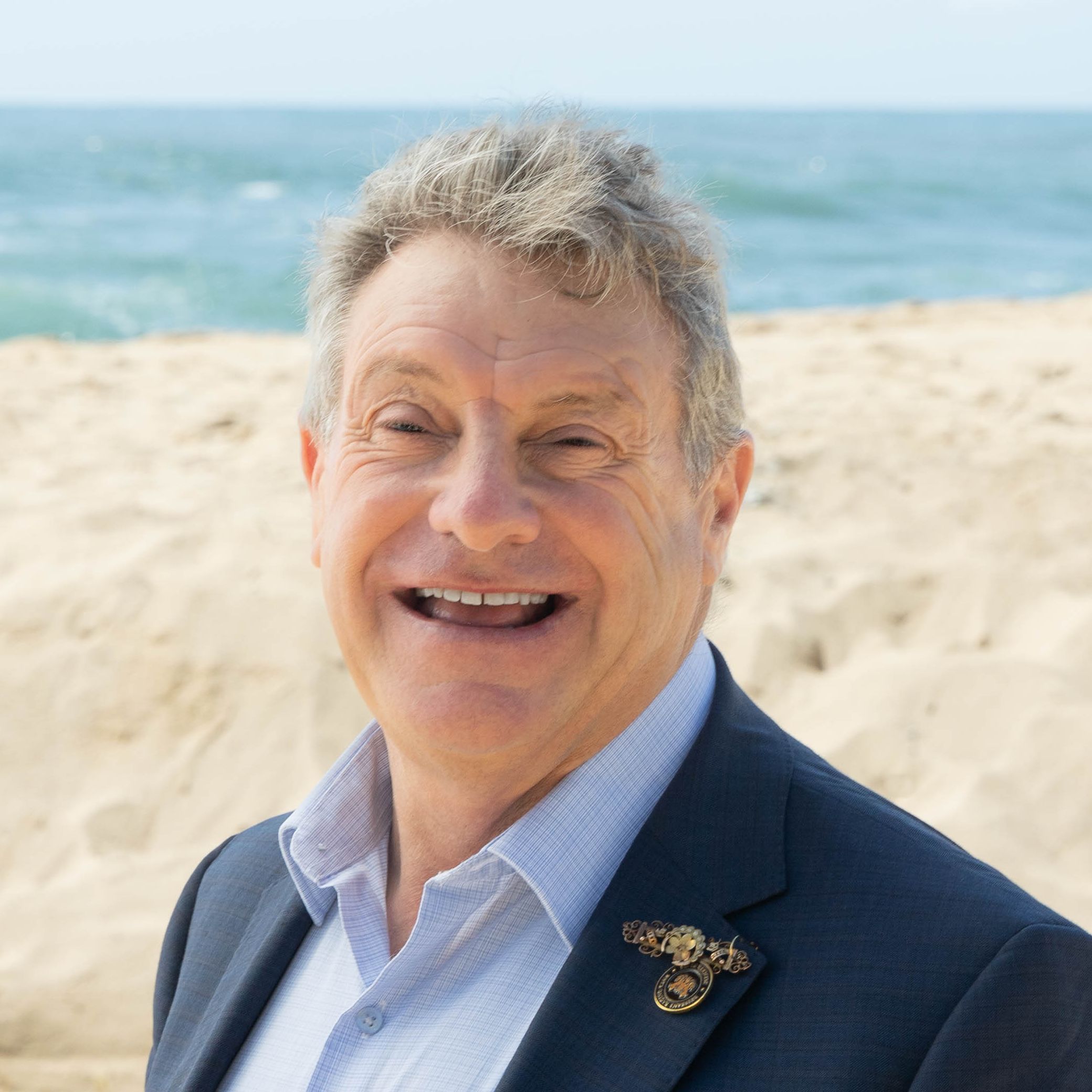 Brenton Thomas • Ray White Commercial