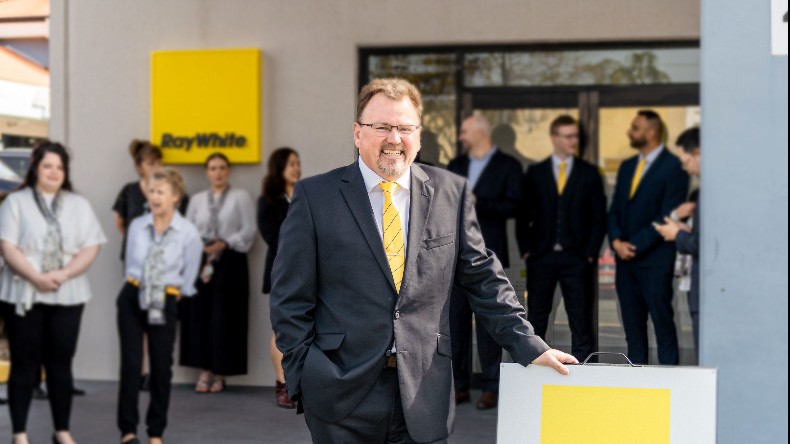 Lindsay Battley - Principal - Ray White Springwood & Shailer Park