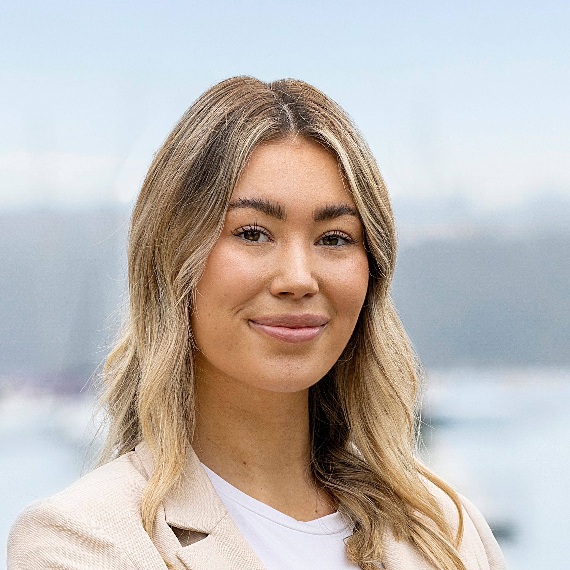 Anna Linehan - Sales & Marketing Coordinator - Ray White Double Bay