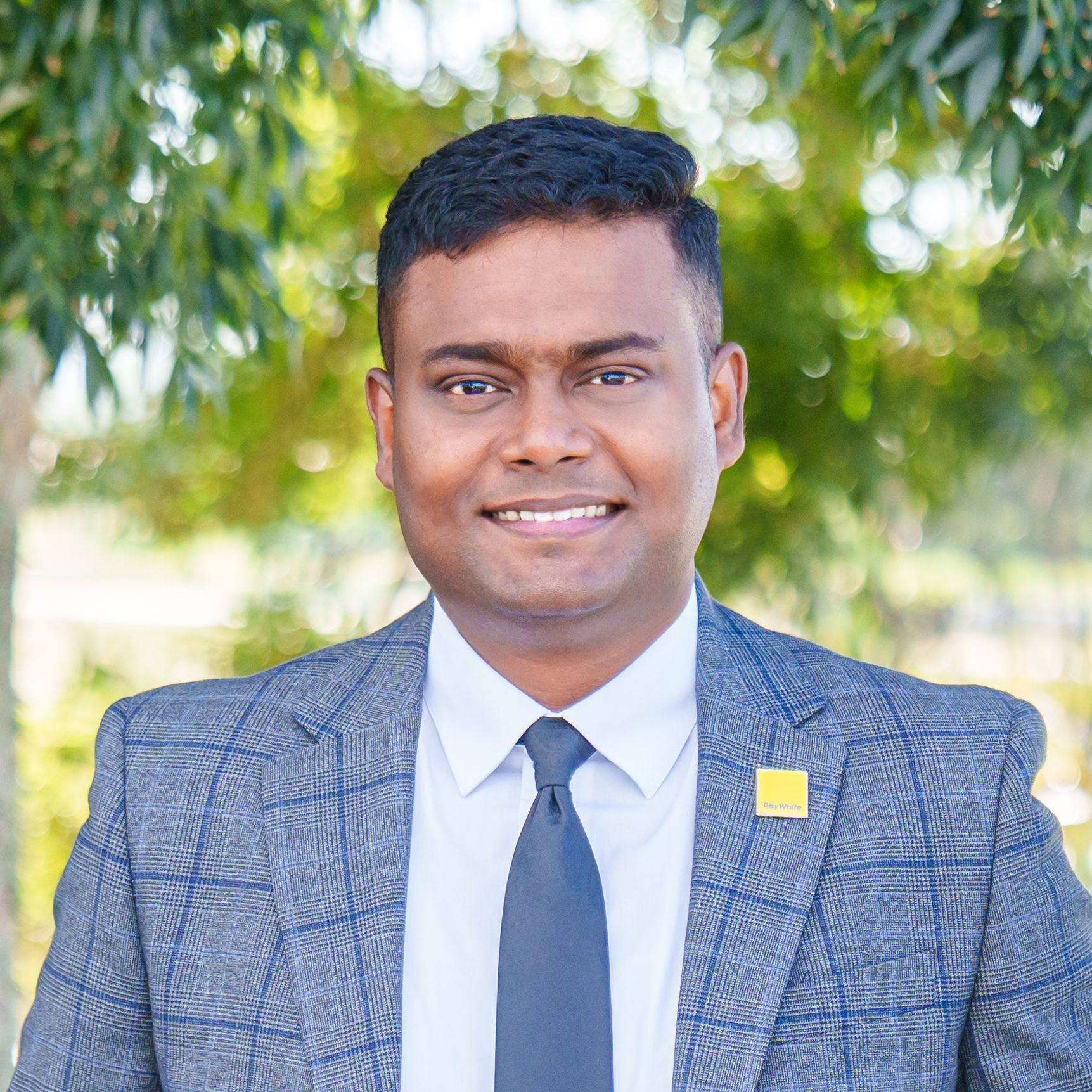 Adrian Lawrence - Licensee Salesperson - Ray White Takanini