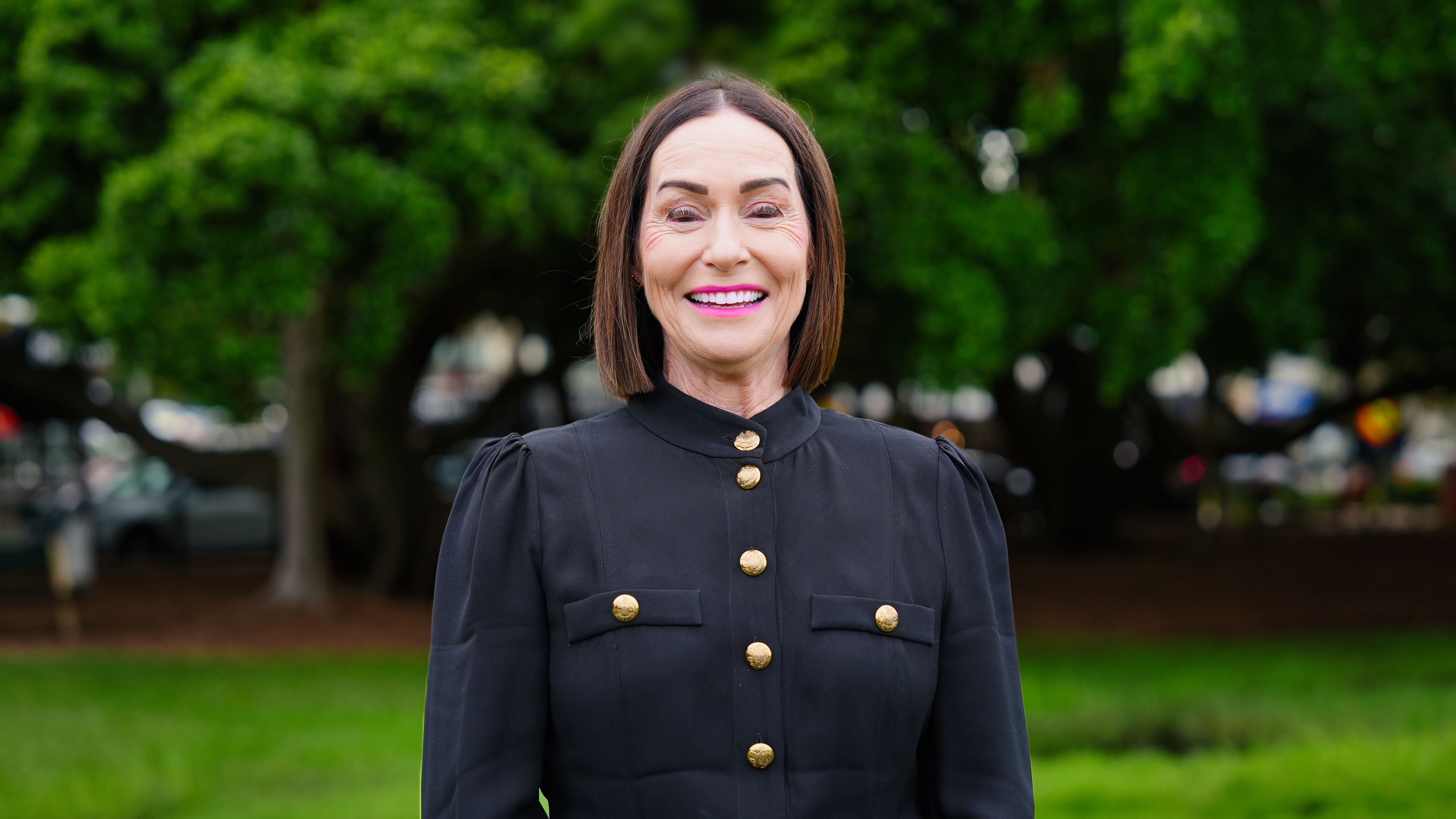 Robyn Hoare - Sales & Marketing Consultant - Ray White Bulimba