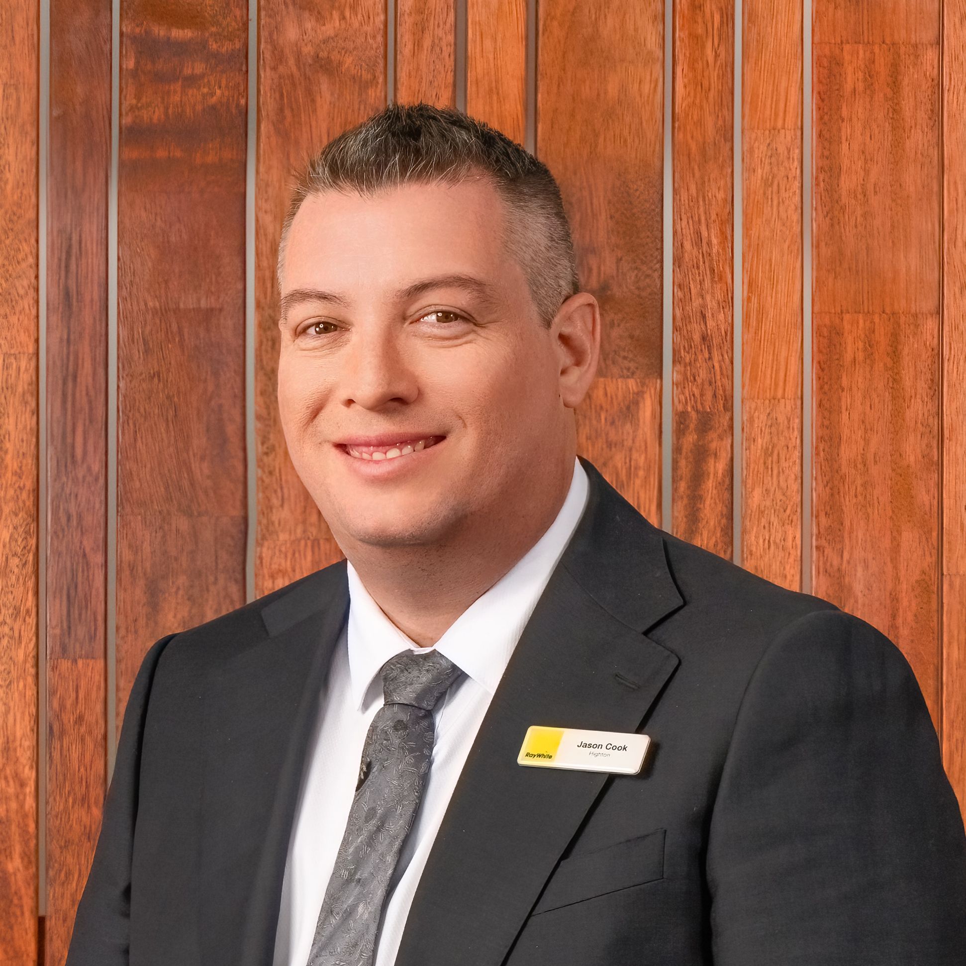 Jason Cook - Senior Sales Consultant / Auctioneer - Ray White Lara