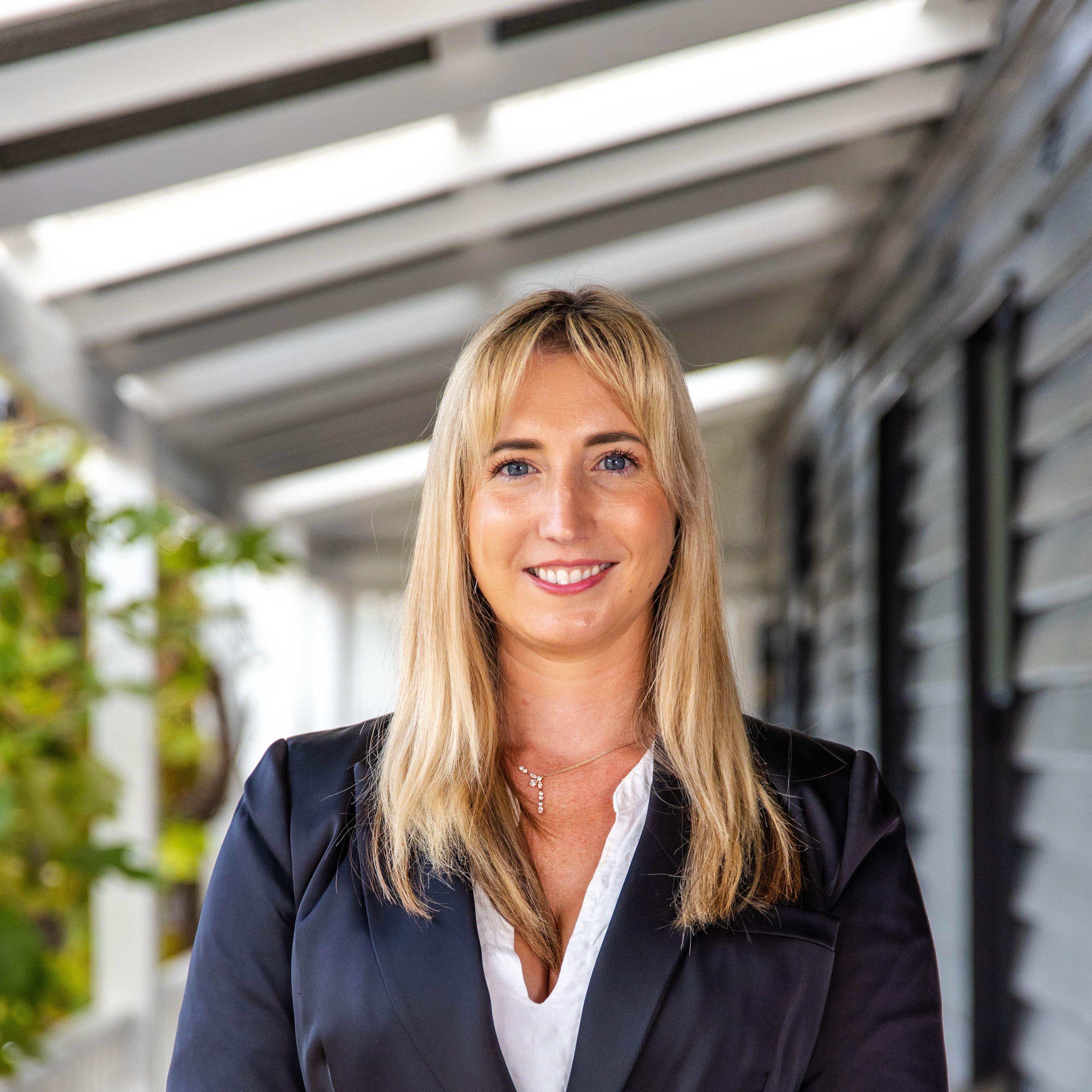 Hayley Banks - Sales Consultant / Licensed Real Estate Agent - Ray ...