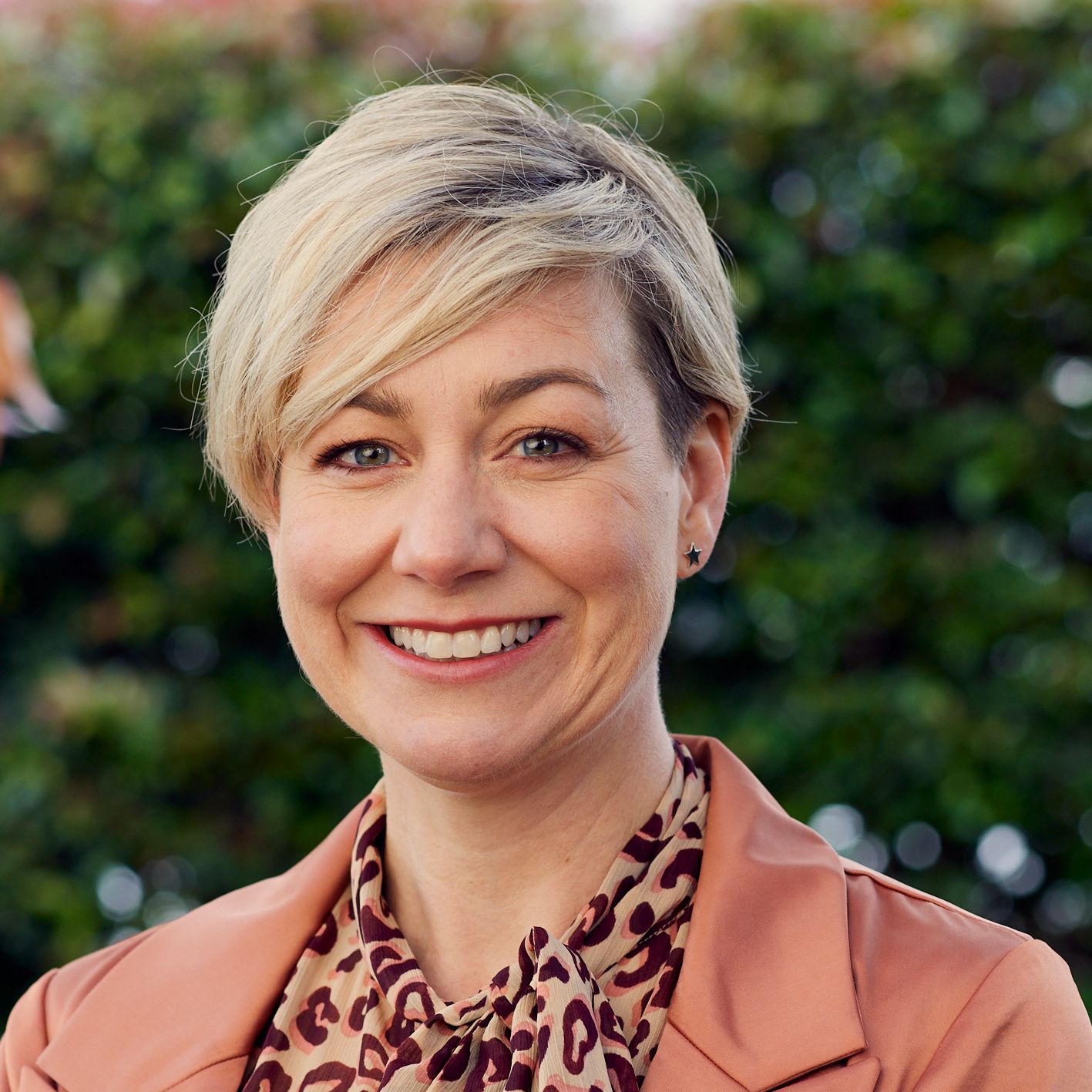 Robyn Ellson - EQUITY PARTNER | LICENSEE SALESPERSON - Ray White Mt Eden