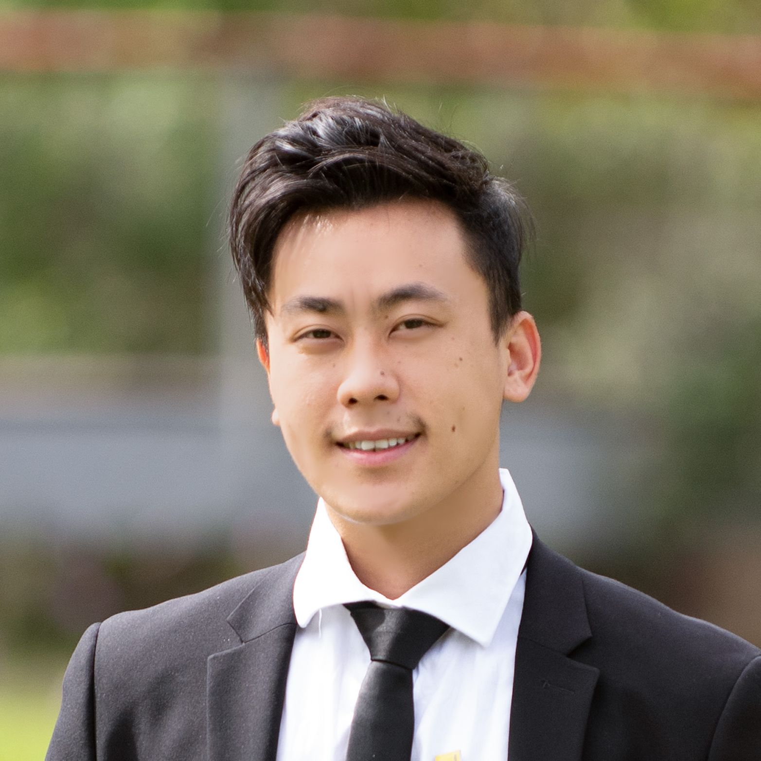 Gee Vue • Ray White