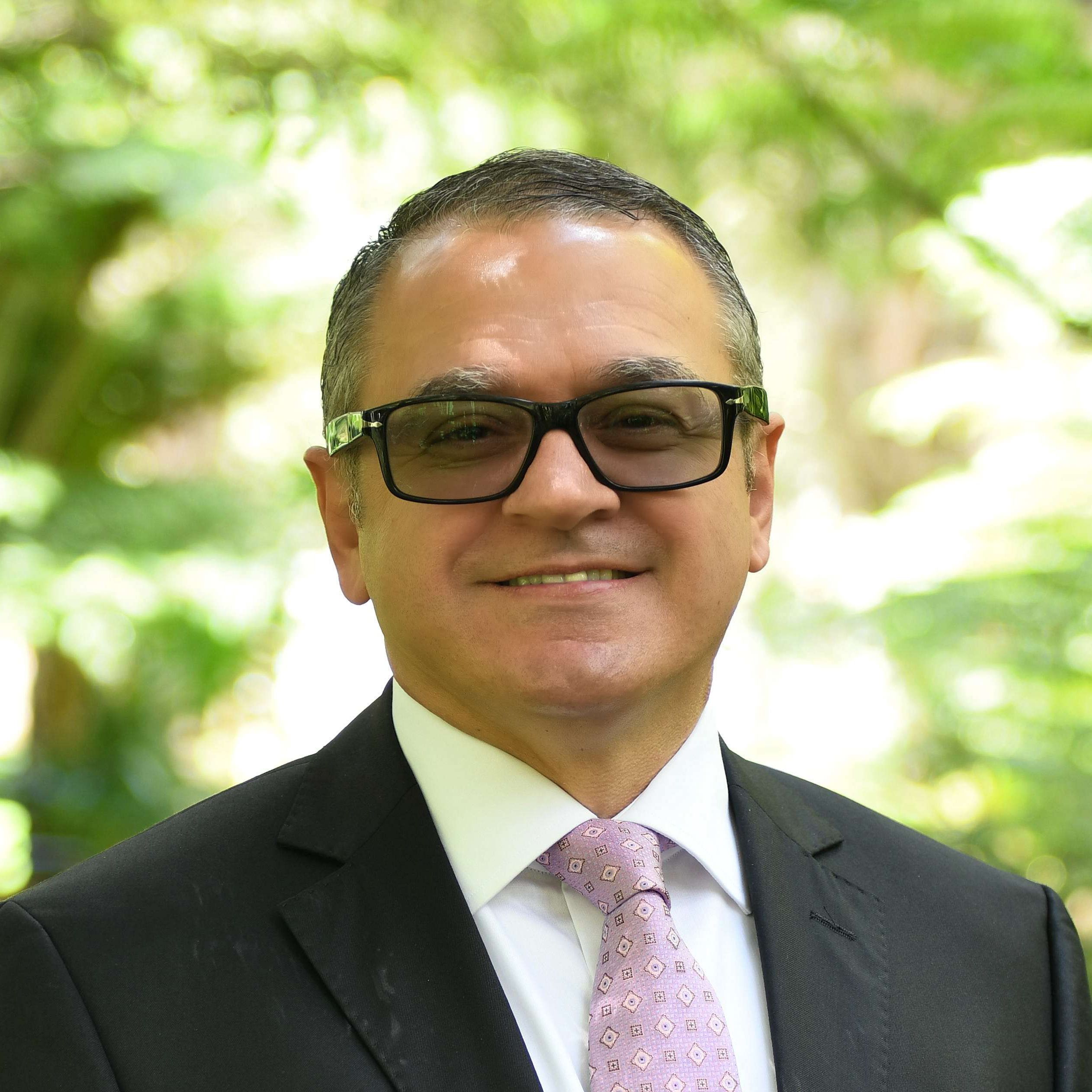 Anthony Vella • Ray White Commercial