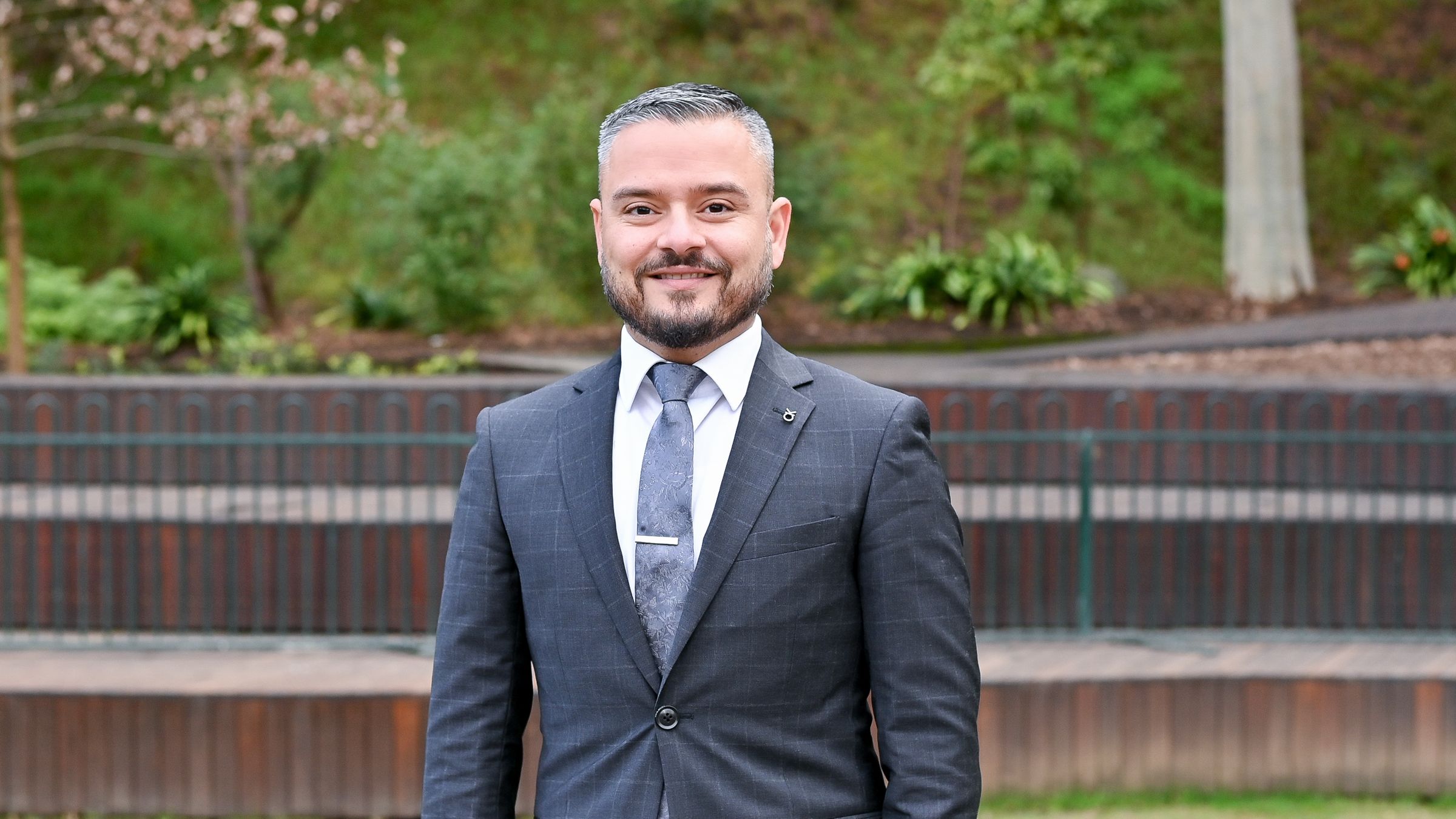 Hamed Azizi - Sales Consultant - Ray White Narre Warren