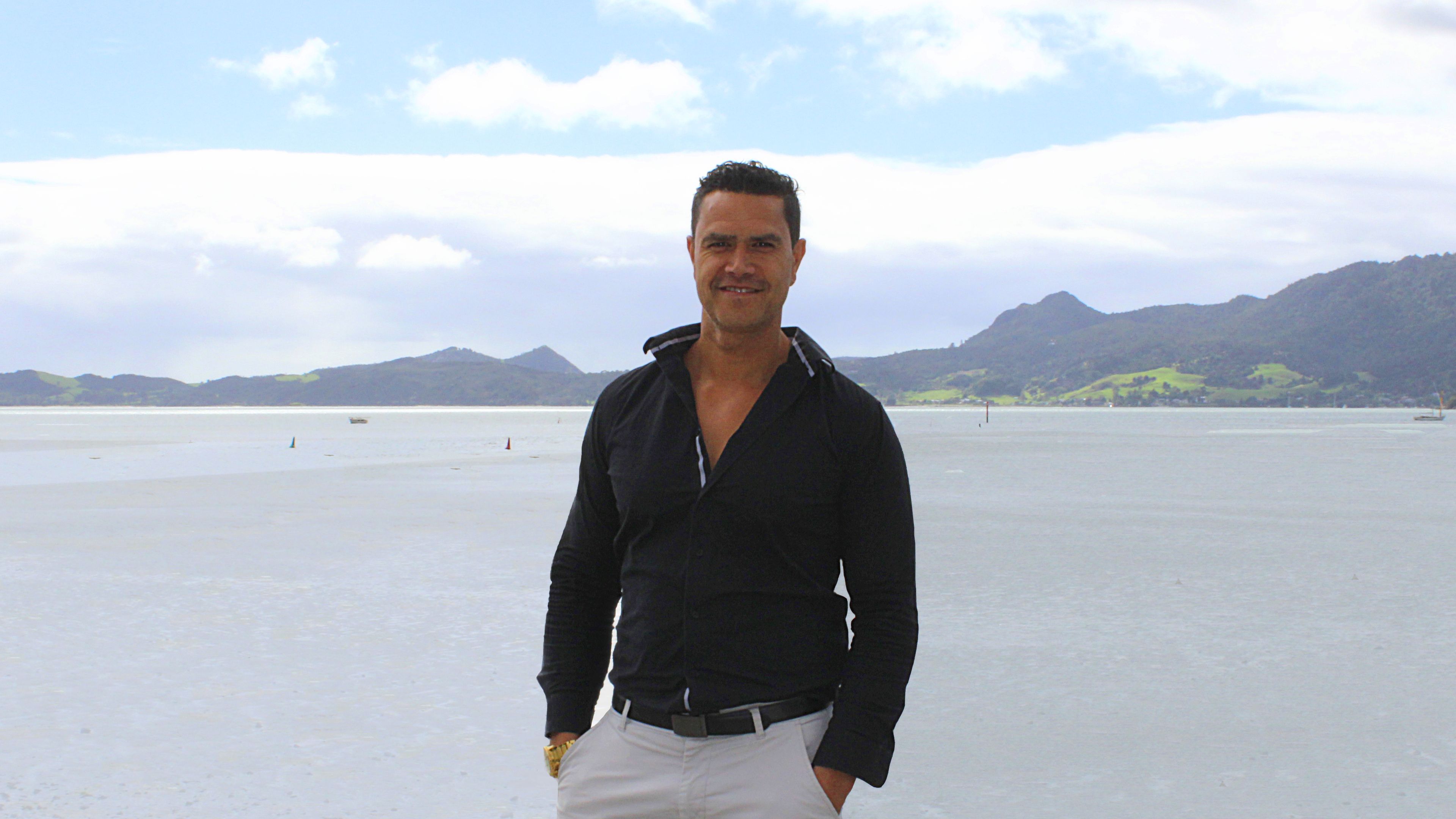 Aaron Ratcliffe - LICENSEE AGENT / DIRECTOR - Ray White Bream Bay