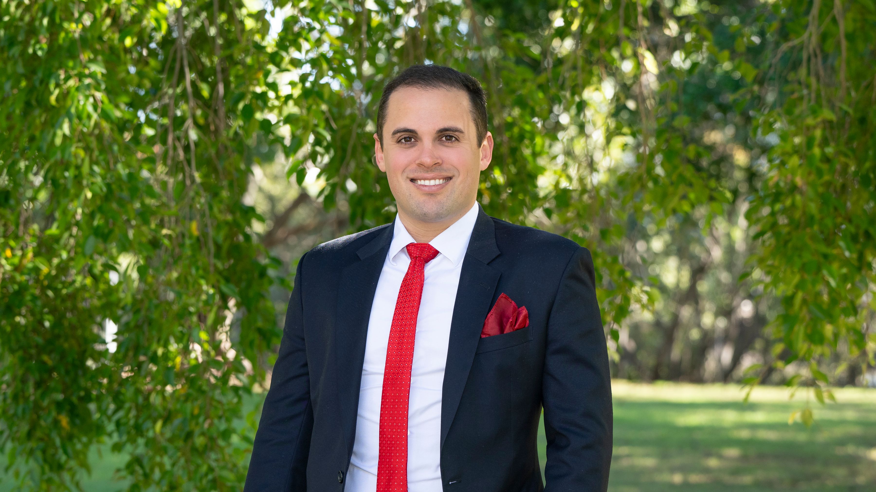 Elliot Kidd - Associate Director - Retail Sales & Leasing - Ray White ...