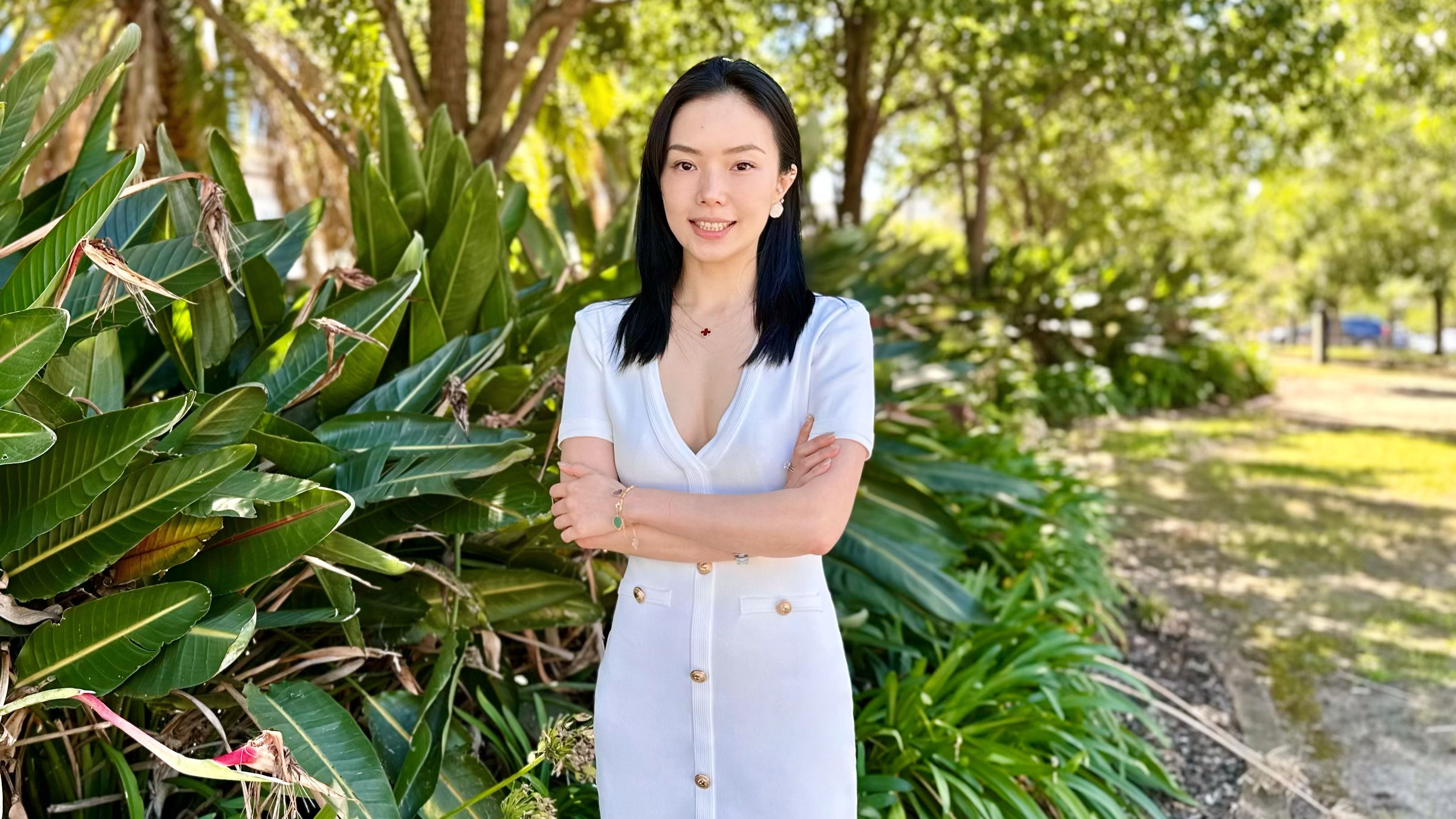 (Lina) Li Dong - Sales Executive - Everest Group