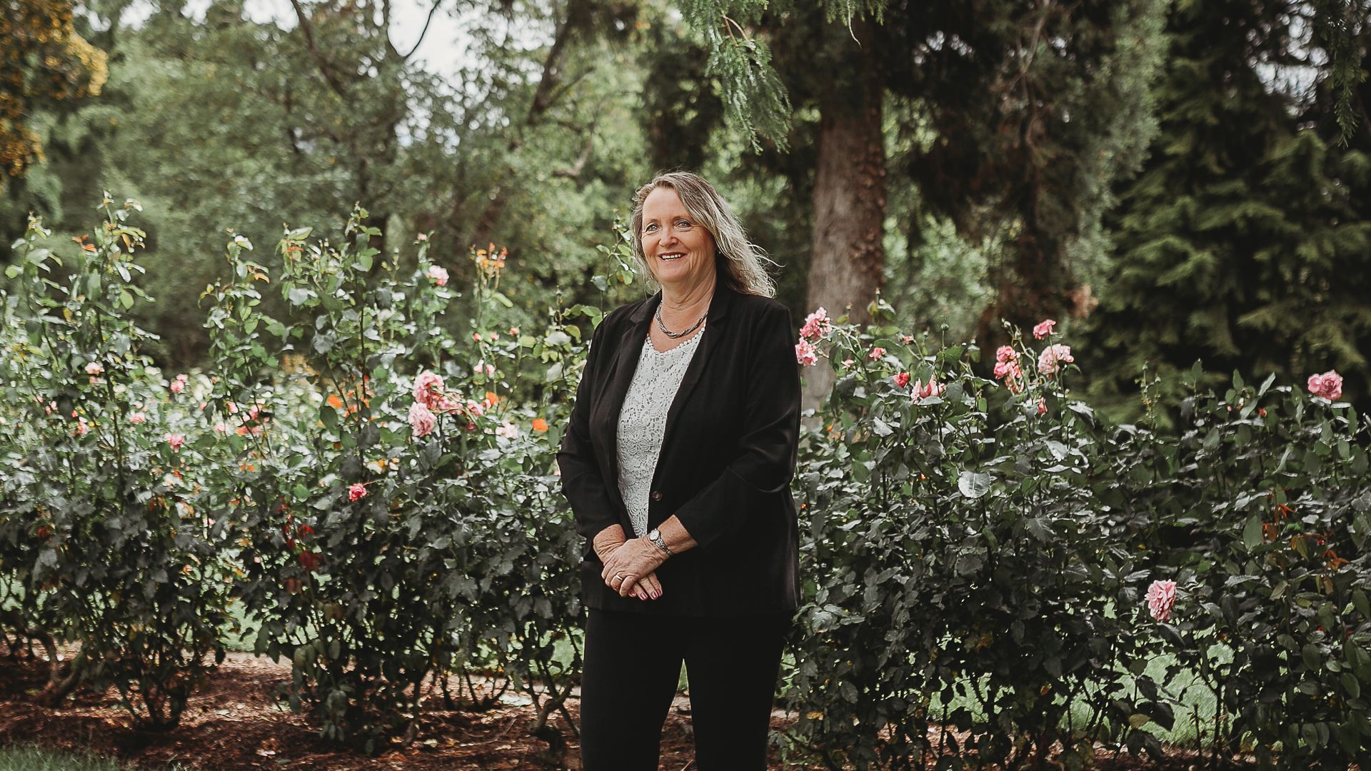 Julie Burgess | Real Estate | Ray White New Zealand