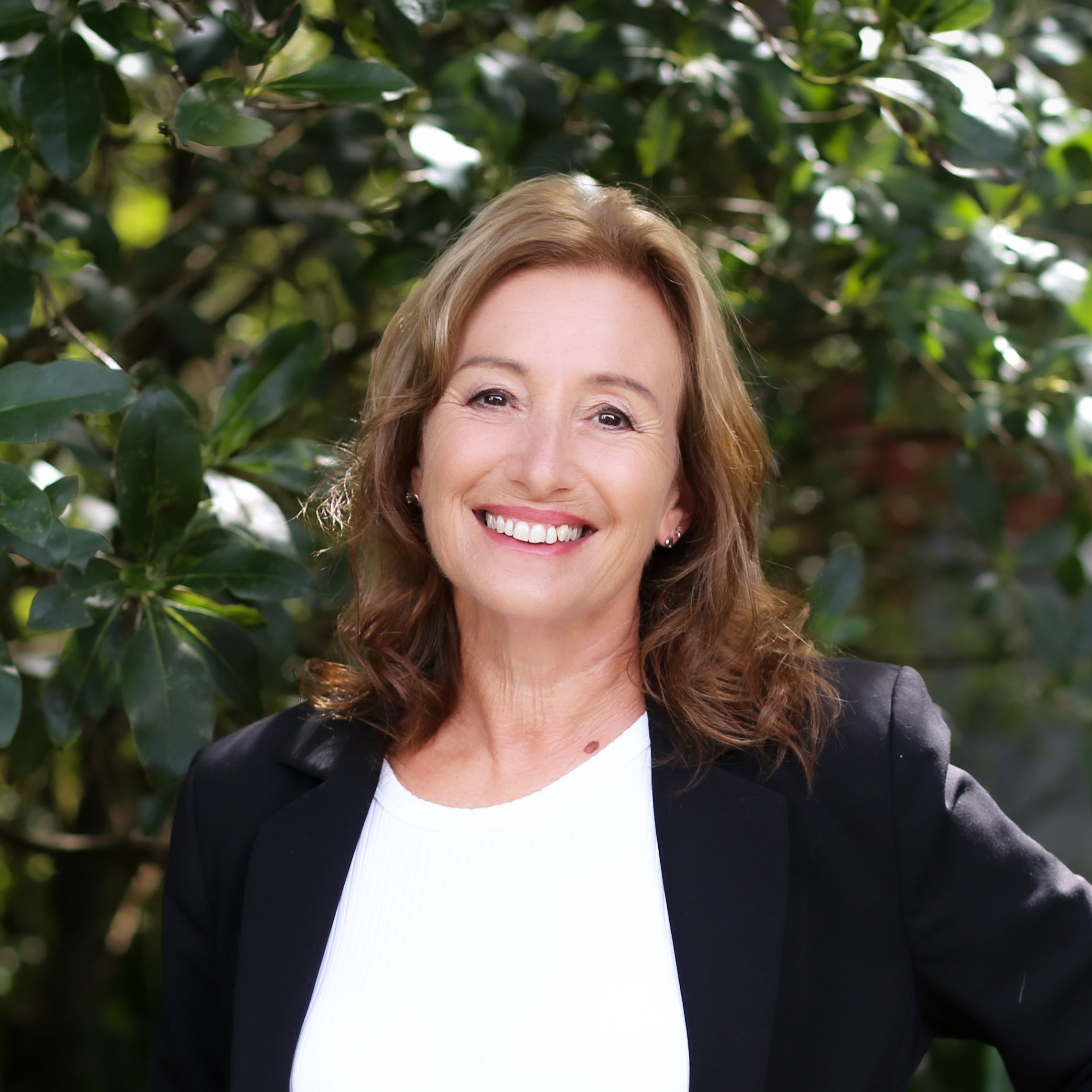 Gina Condon • Ray White New Zealand