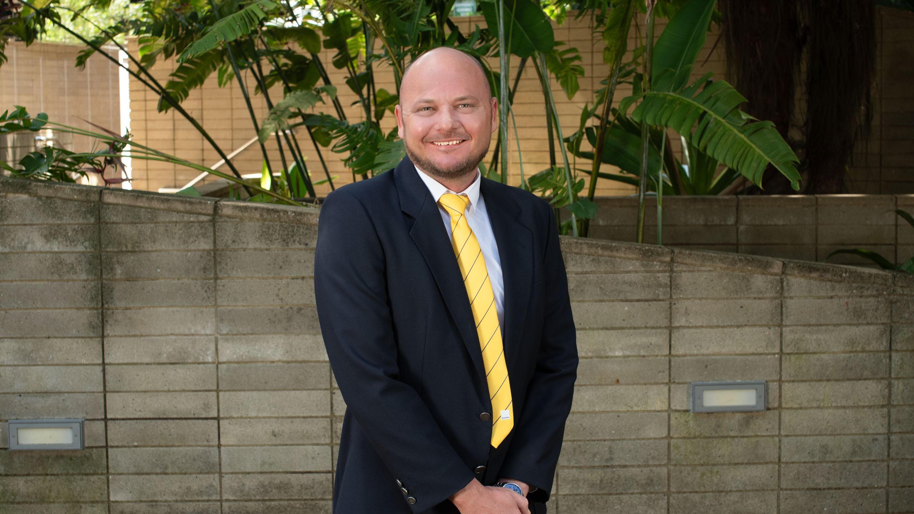 Luke Bantoft - Sales & Marketing Agent - Ray White Cairns Beaches | Buy ...