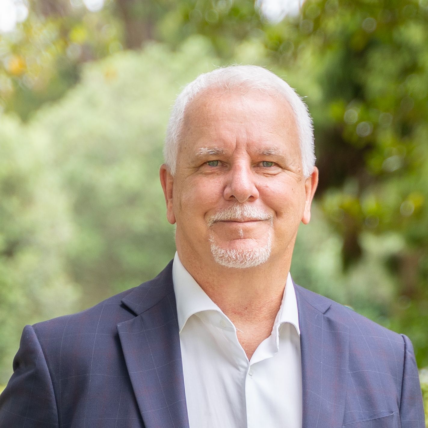 Stuart Robertson - Licensee Salesperson - Ray White Epsom