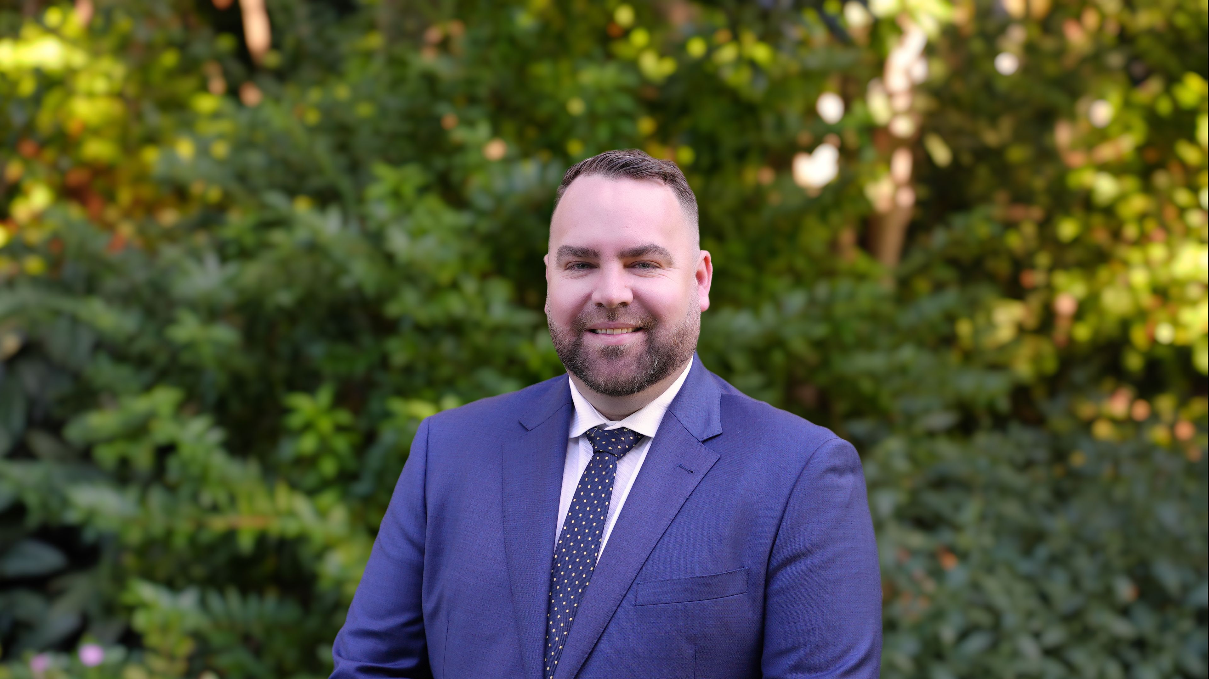 Simon Petrie - Sales & Marketing Consultant I Licensed Auctioneer - Ray ...