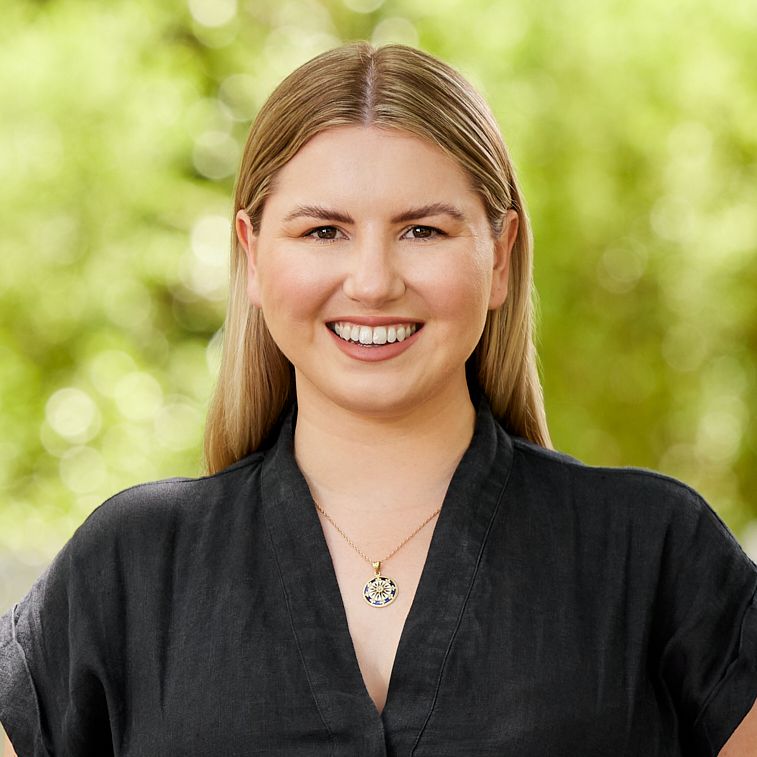 Madeline Scott • Ray White