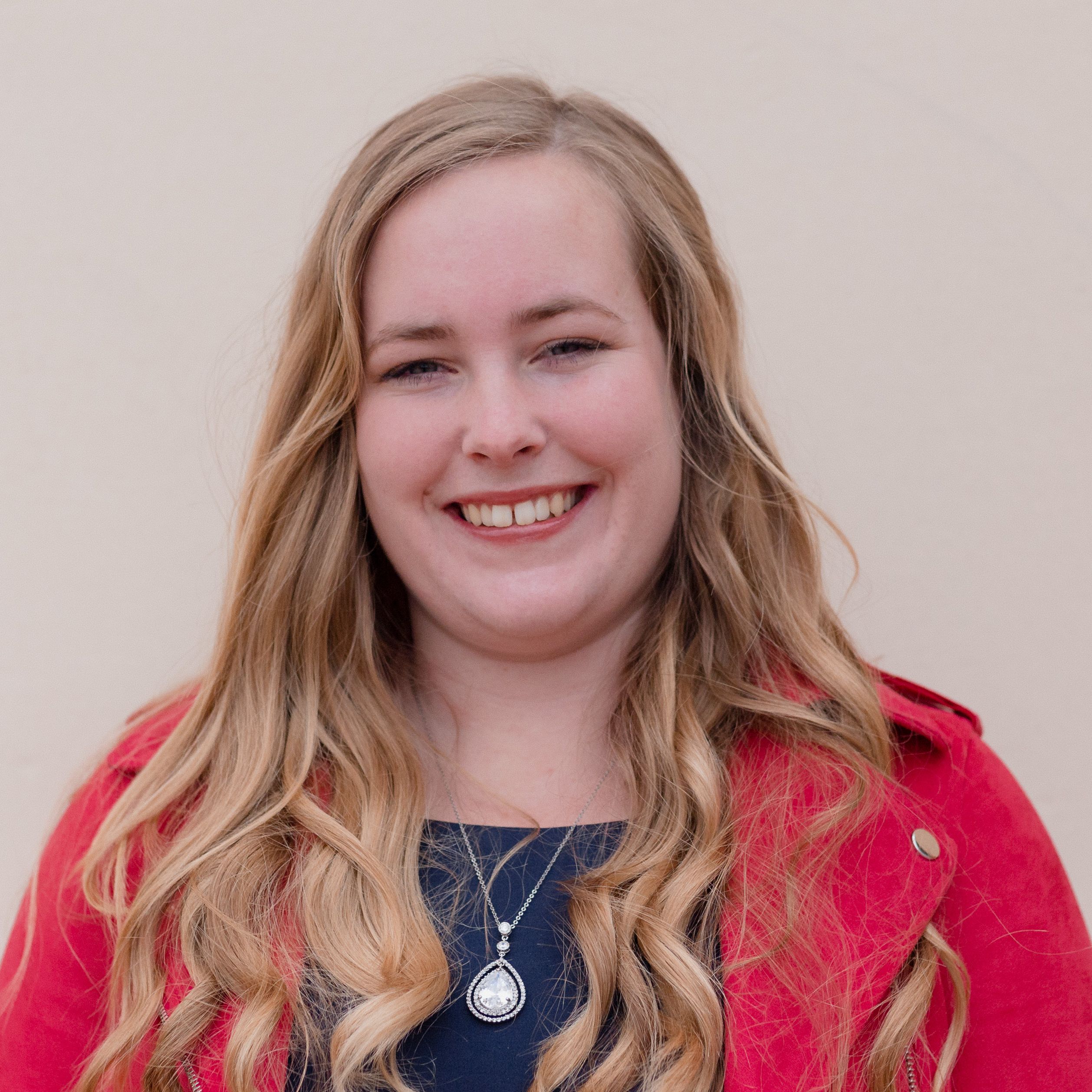 Laura Van Rooyen - Administrator for Team Holly Jones - Ray White New ...