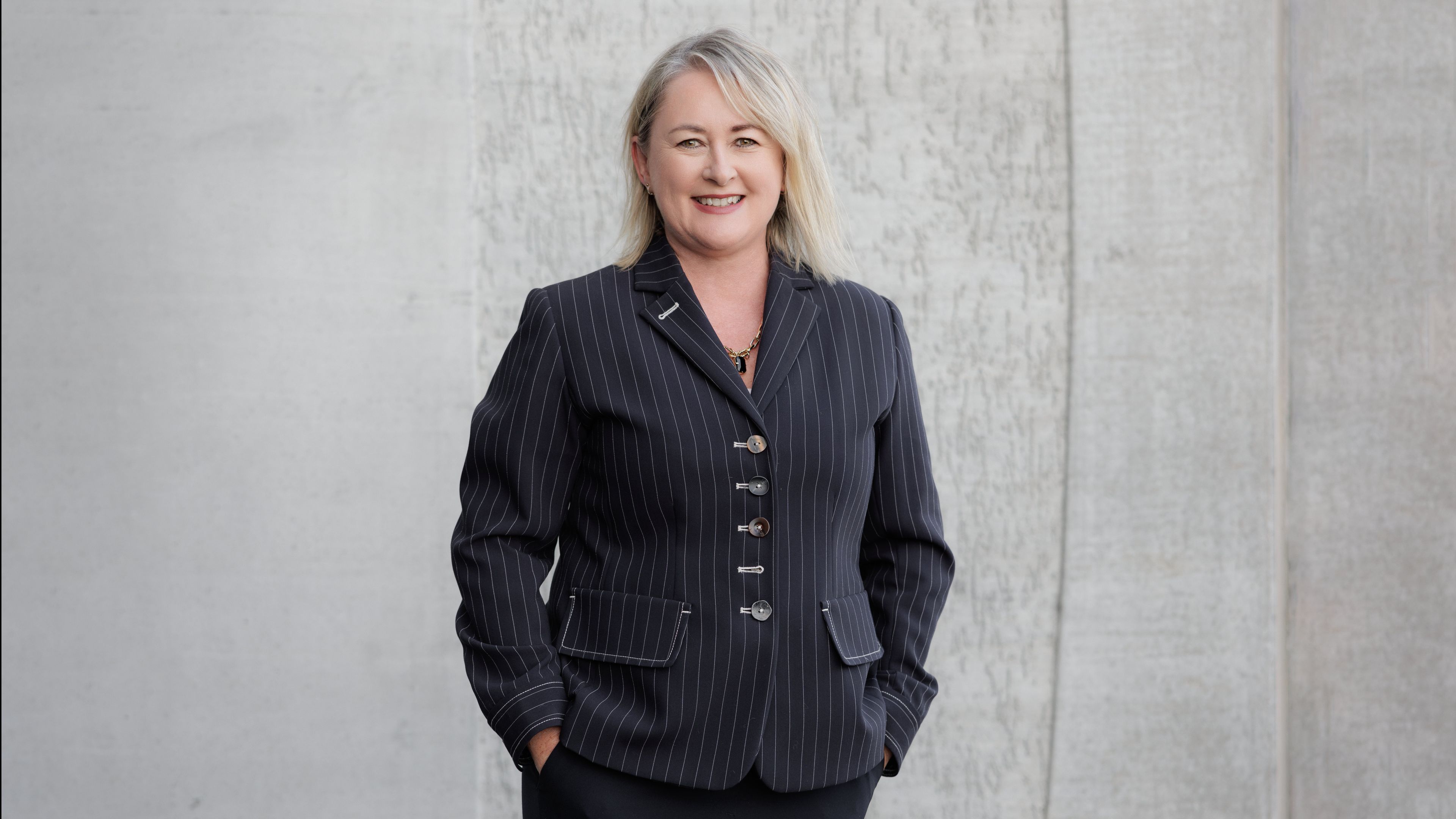 Sarah Deighton - Licensee Salesperson - Ray White Tauranga