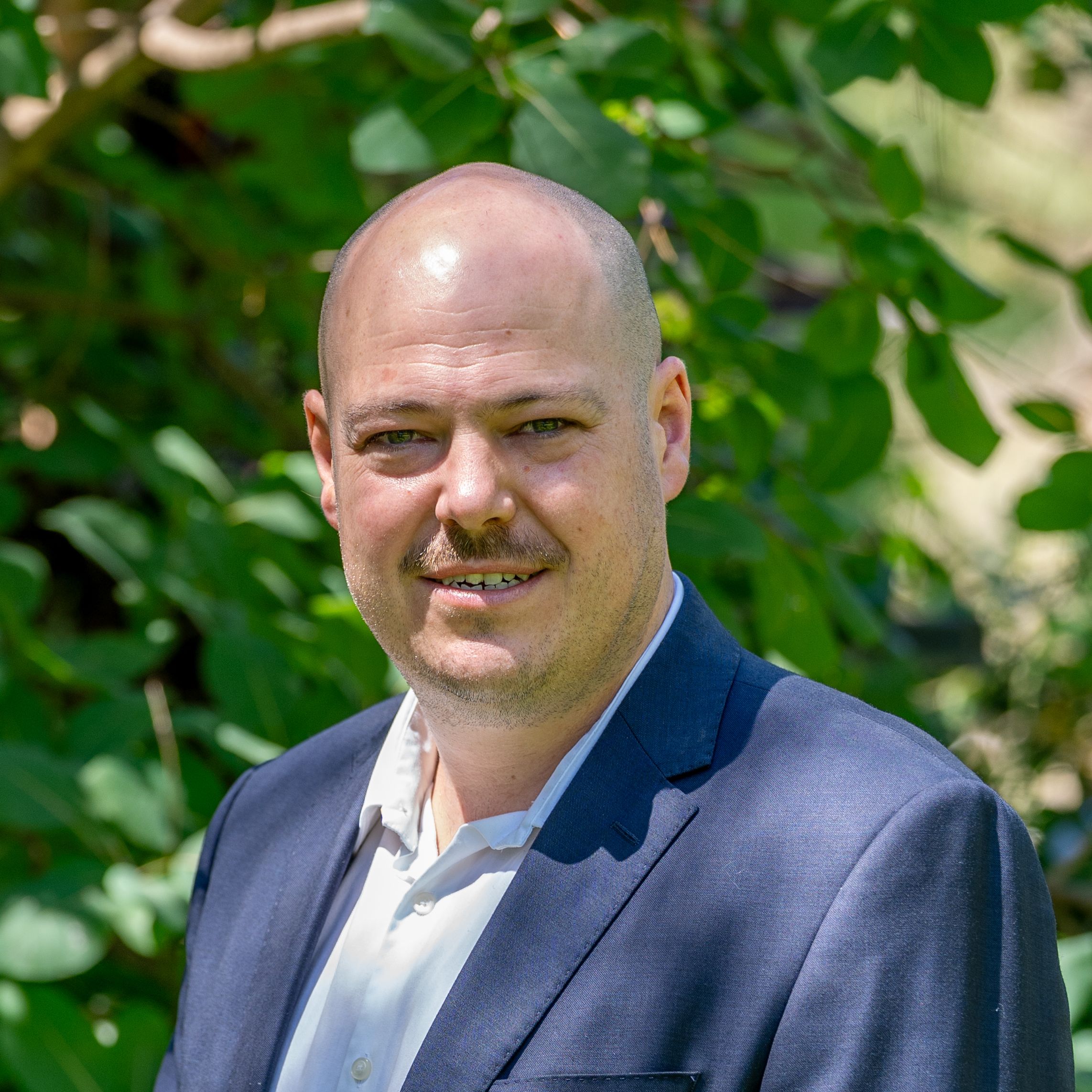 Shane Thomson • Ray White