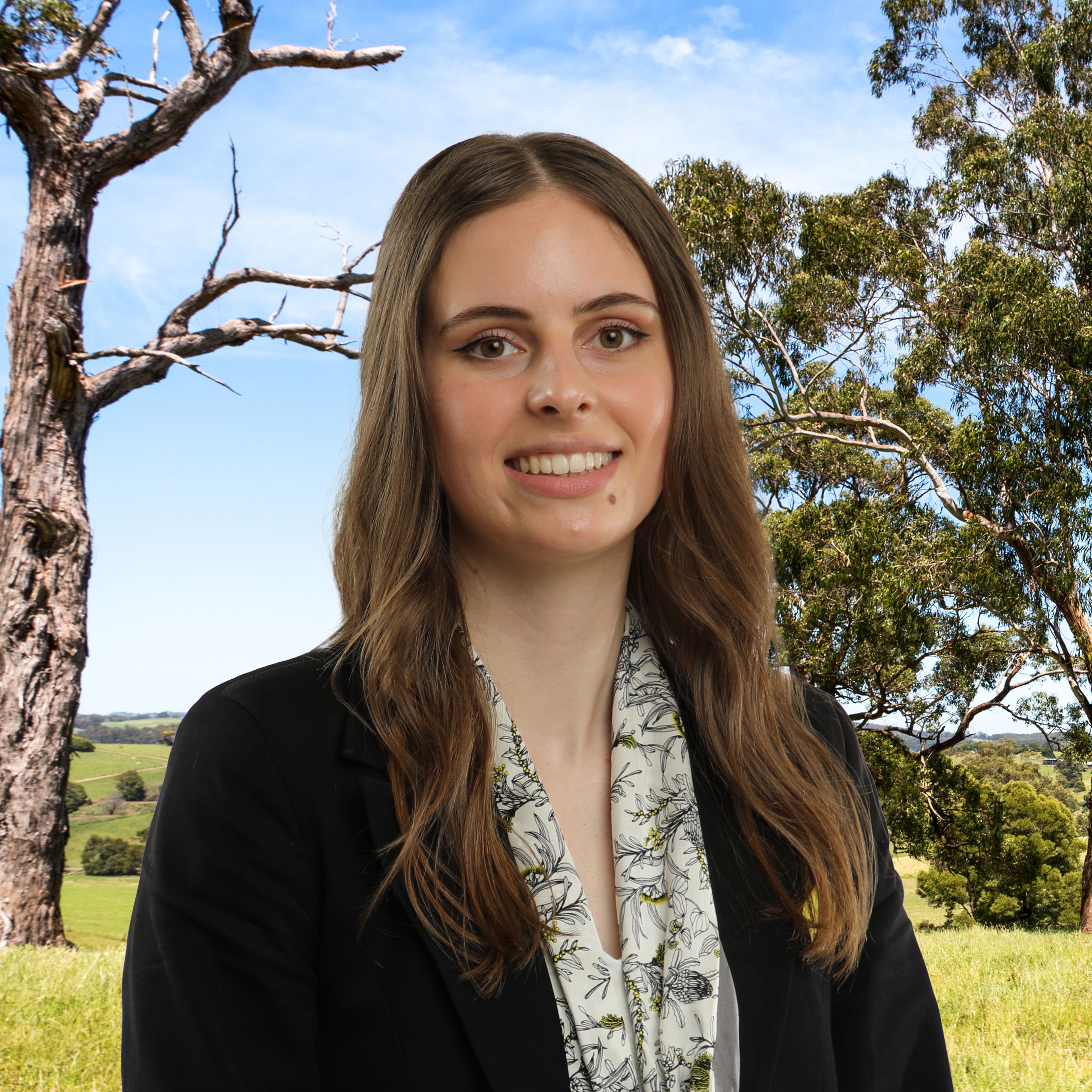 Chloe Downie • Ray White