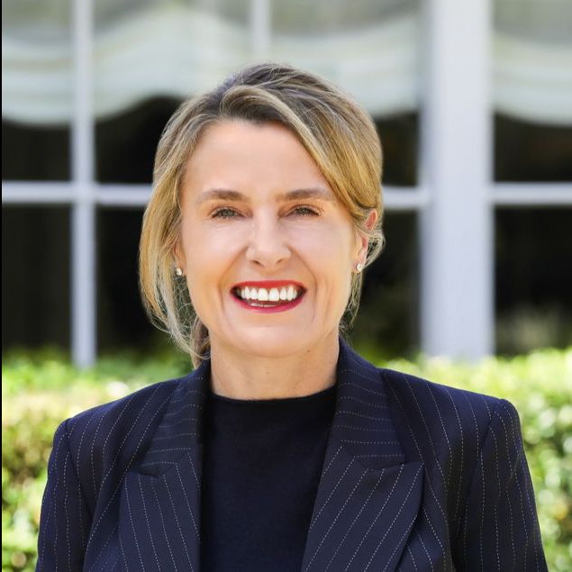 Renee Cross • Ray White