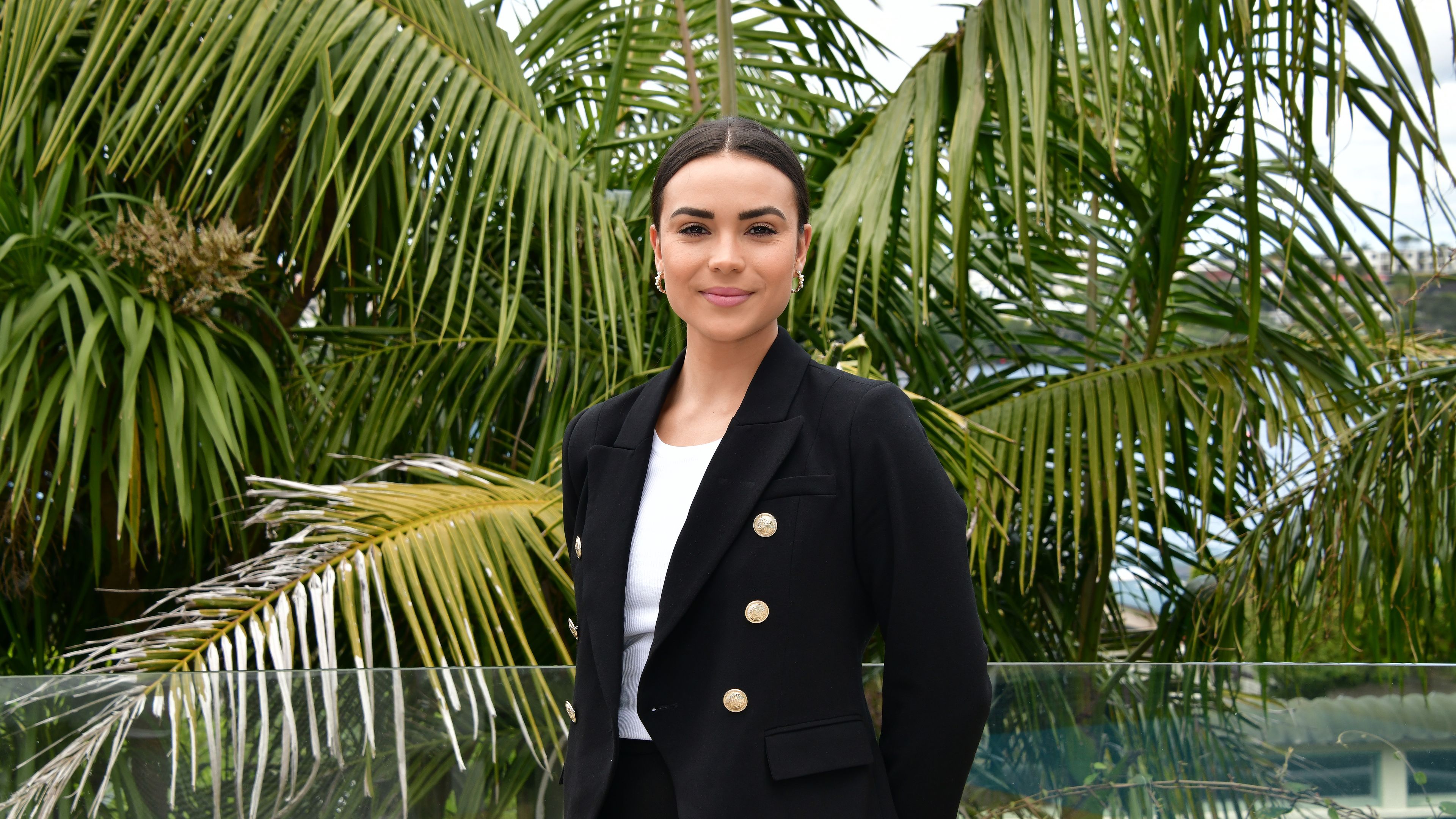 Ella Bason - Licensee Salesperson - Ray White Milford | Mairangi Bay