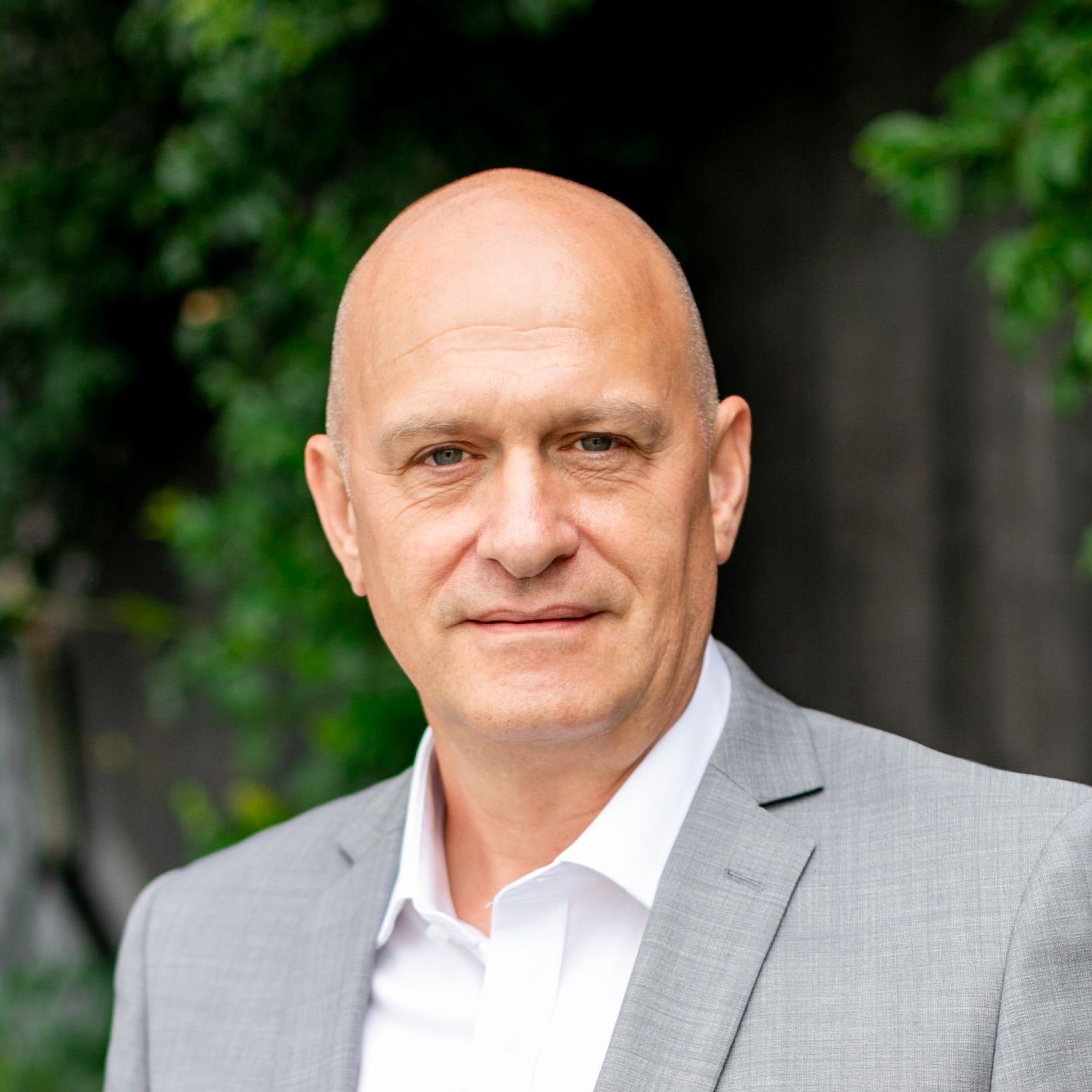 Henk Schreurs • Ray White