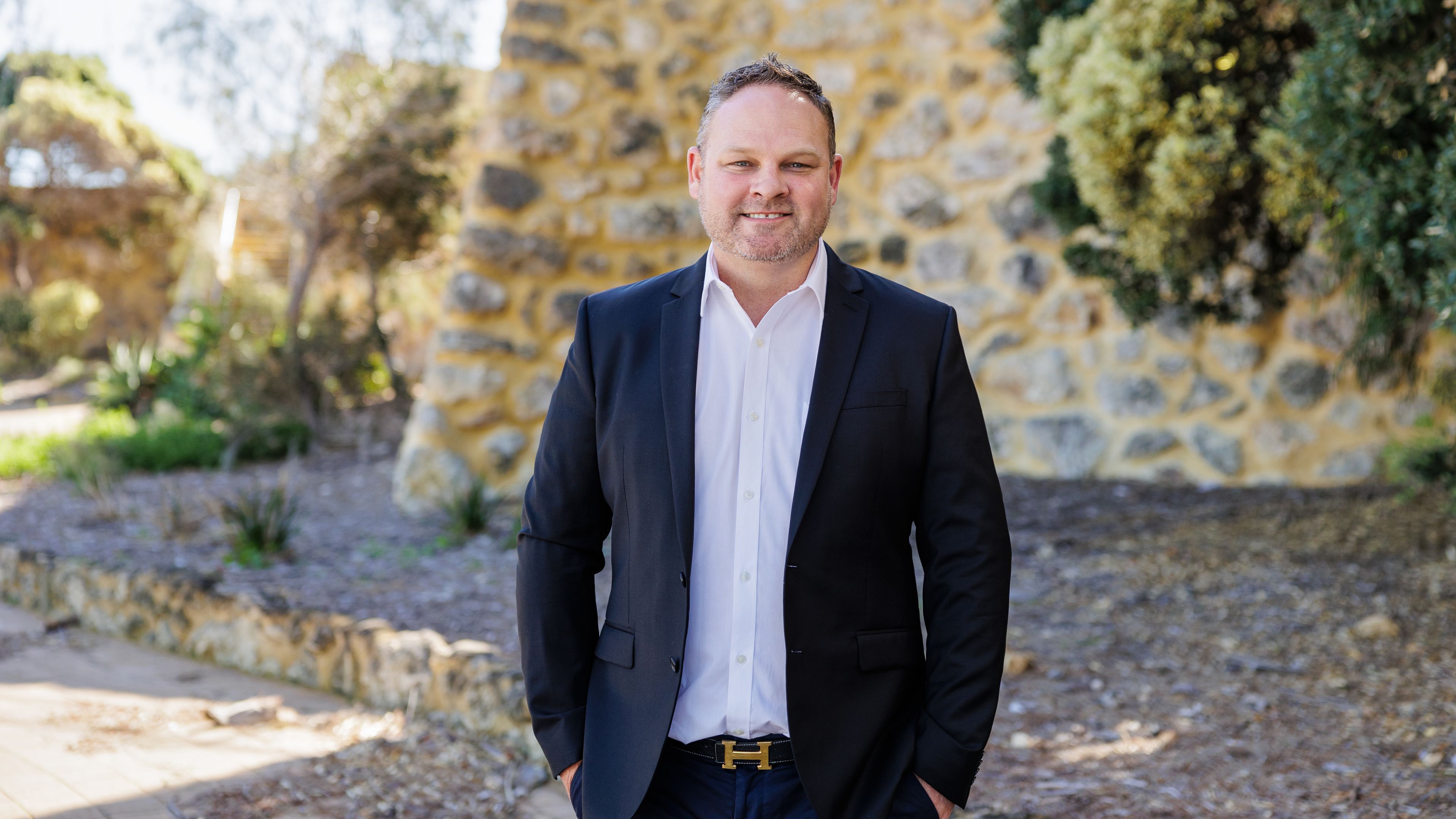 Dave Martin - Licensed Real Estate Agent / Sales Director - Ray White ...