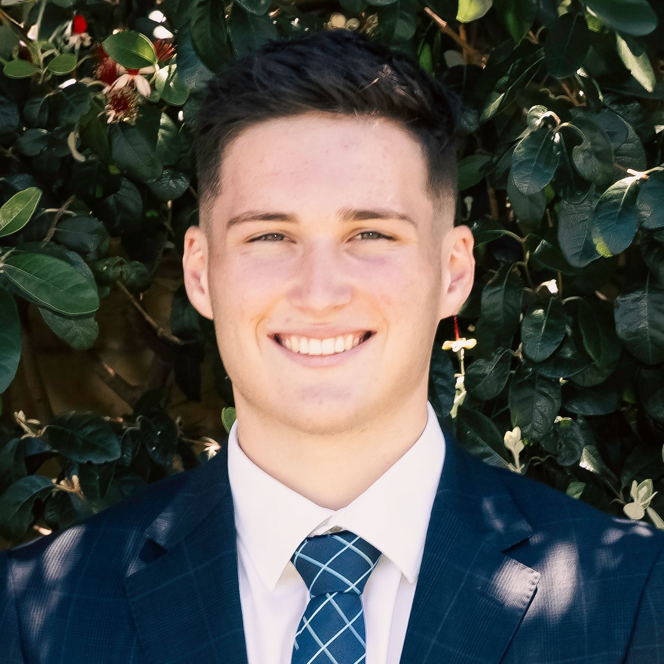 Josh Van Suylen - Sales Associate to Belinda Van Suylen - Ray White The ...