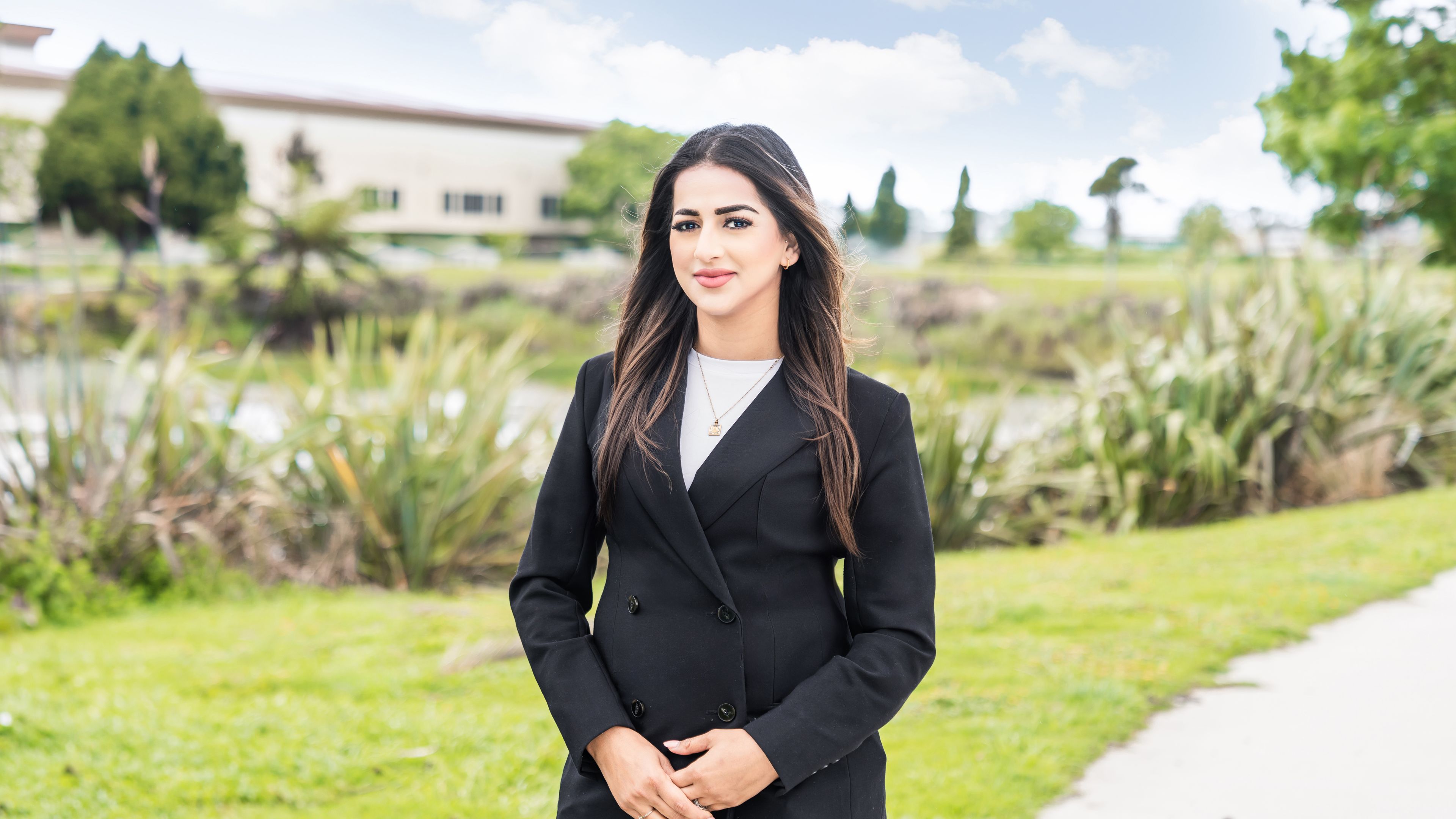 Zahra Bakhshi - Licensee Salesperson - Ray White Takanini