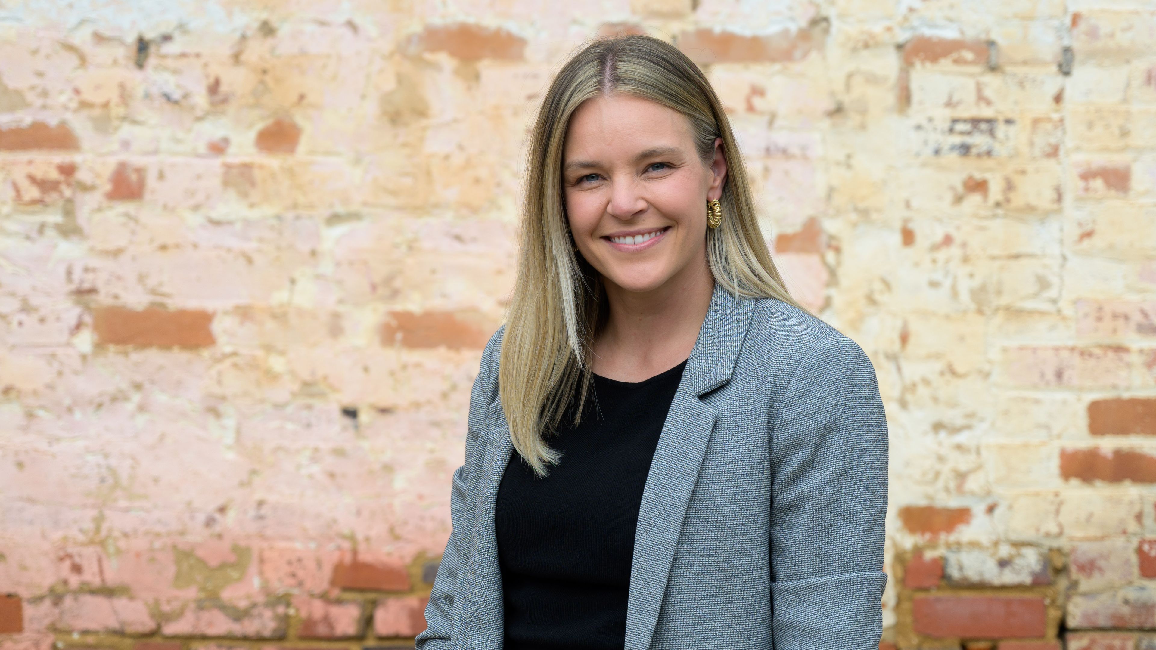 Toni Howell - Property Management Team Leader - Ray White Albury ...