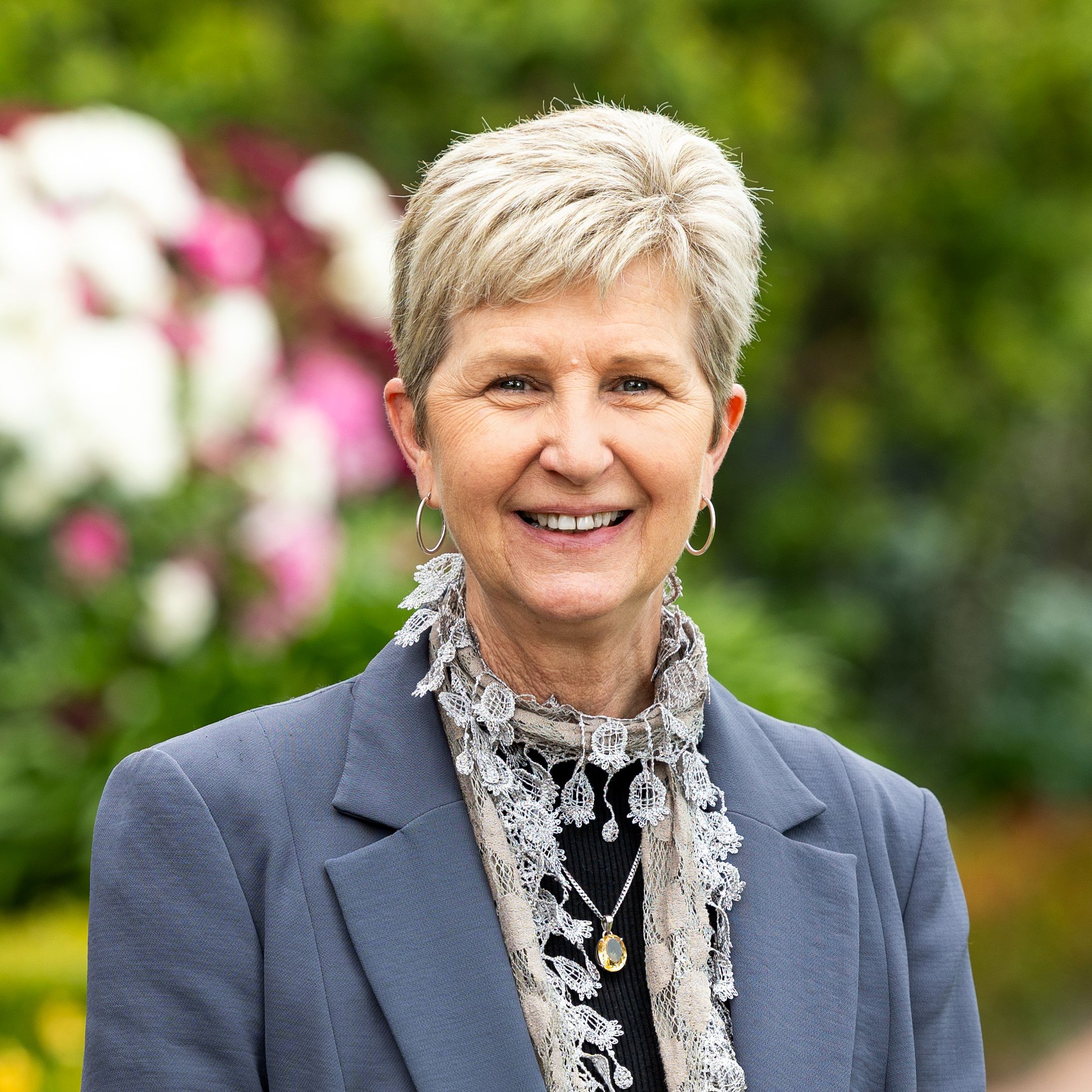 Karen Millard • Ray White