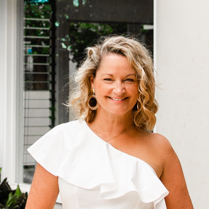 Holly Bowden - Elite Performing Agent 22/23 - Ray White Wilston