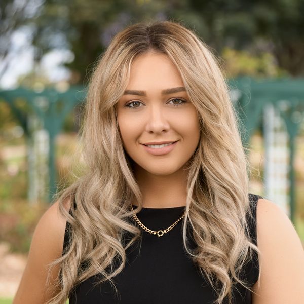 Maddy Kennedy • Ray White