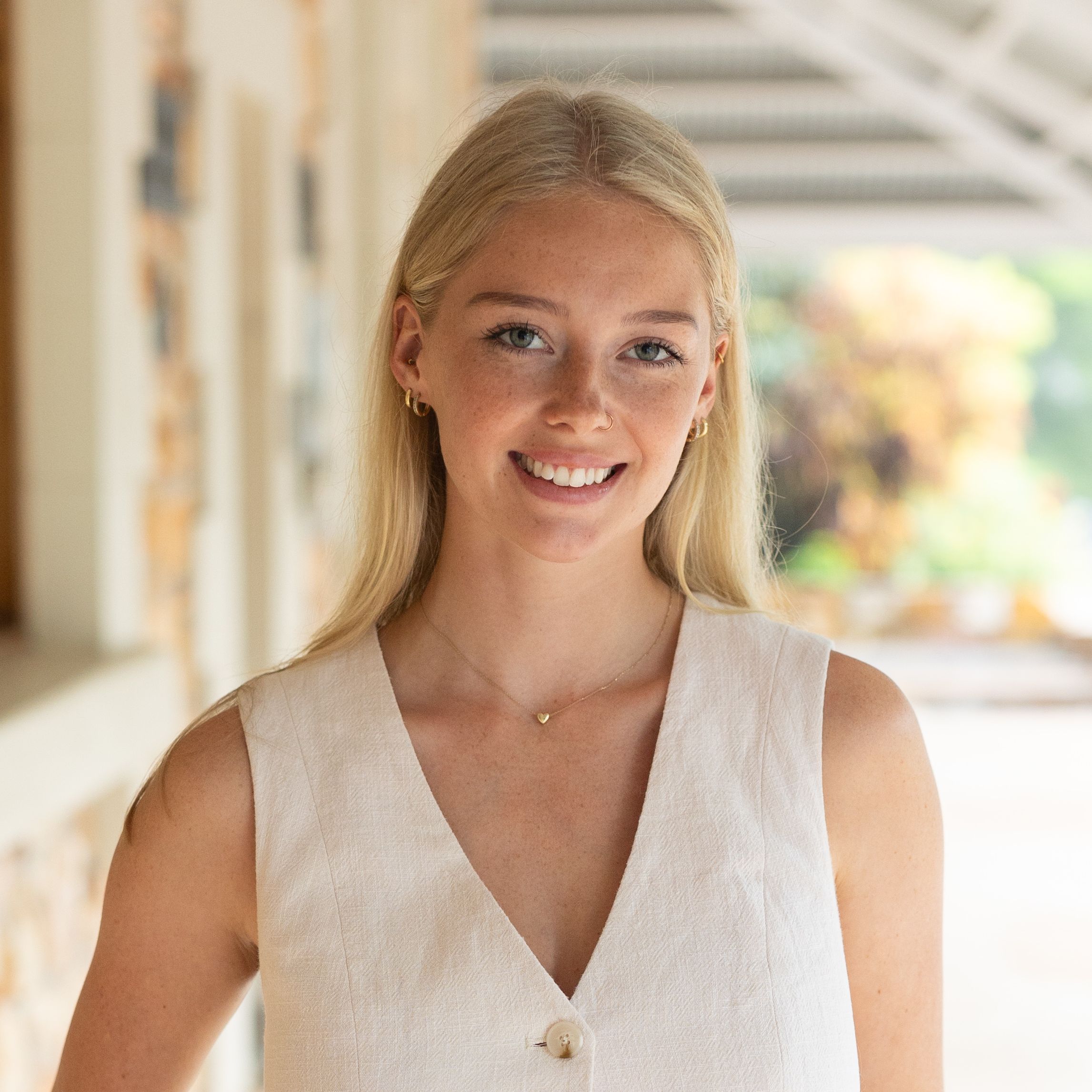 Elissa Riddell • Ray White