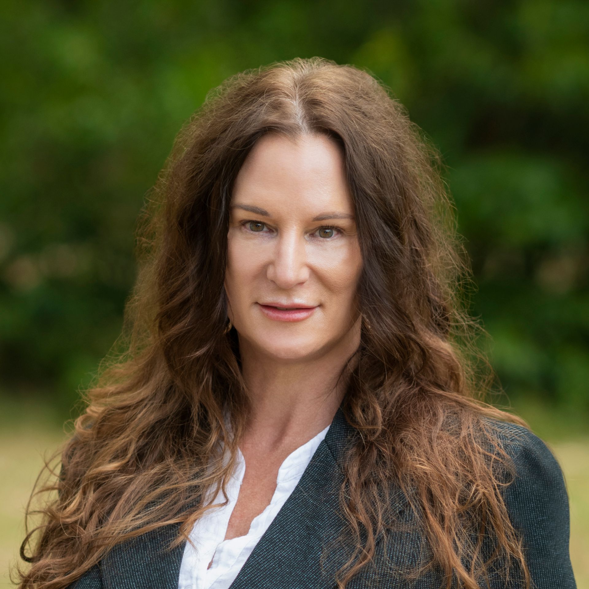 Tracey James • Ray White