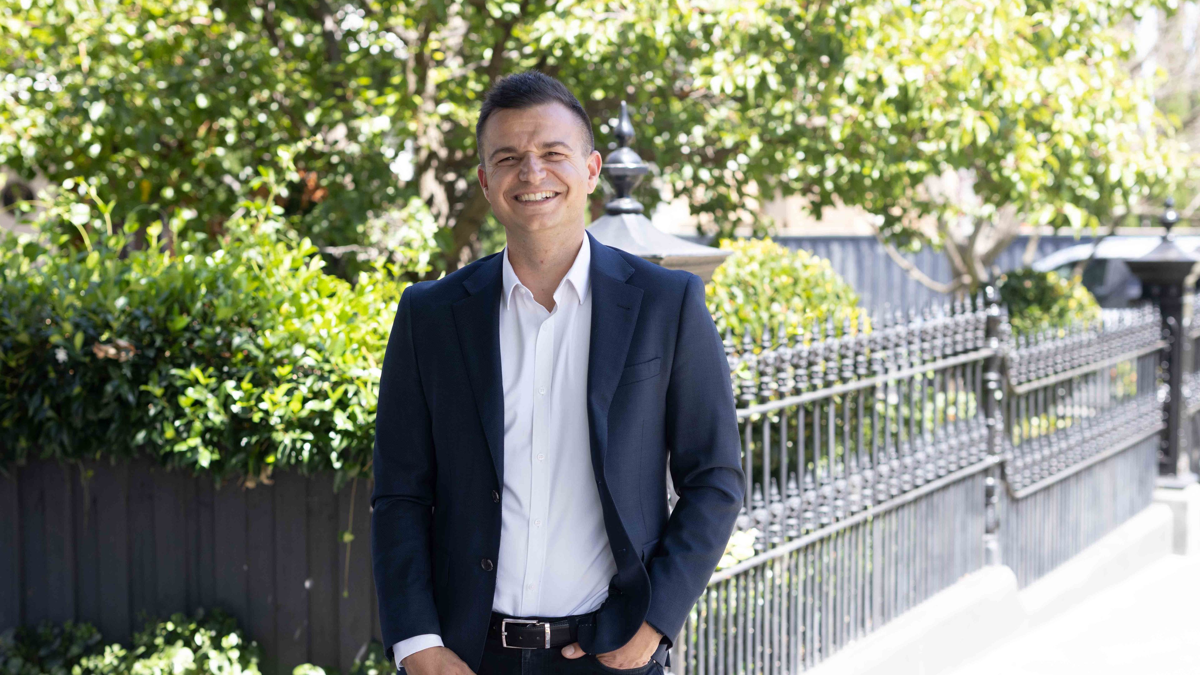 Stefan Stella - Director | Auctioneer - Ray White Pascoe Vale