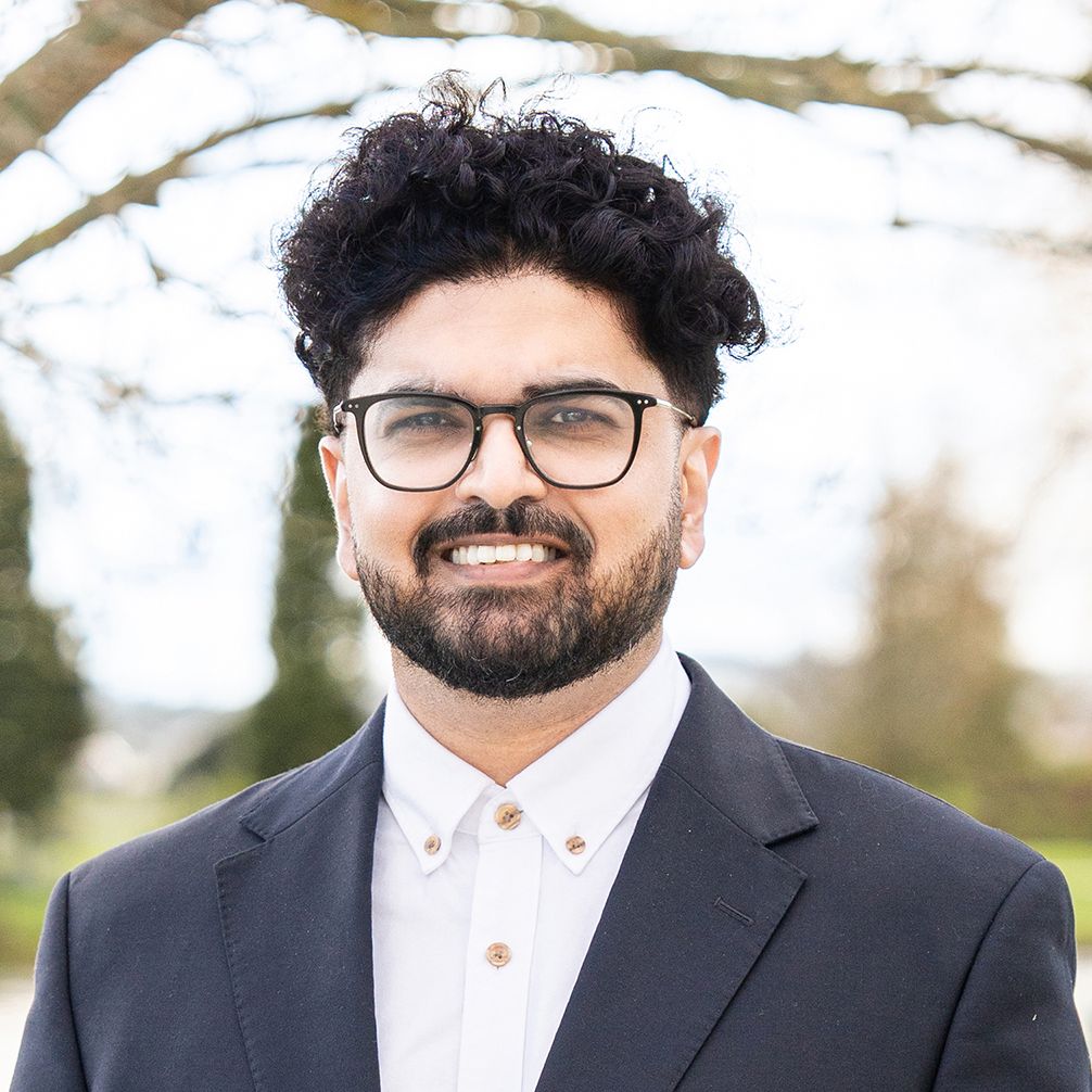 Shan Ruthra - Licensee Salesperson - Ray White Botany Town Centre