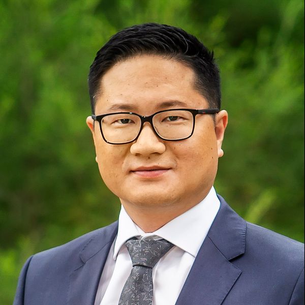 Jerry Cheng • Ray White