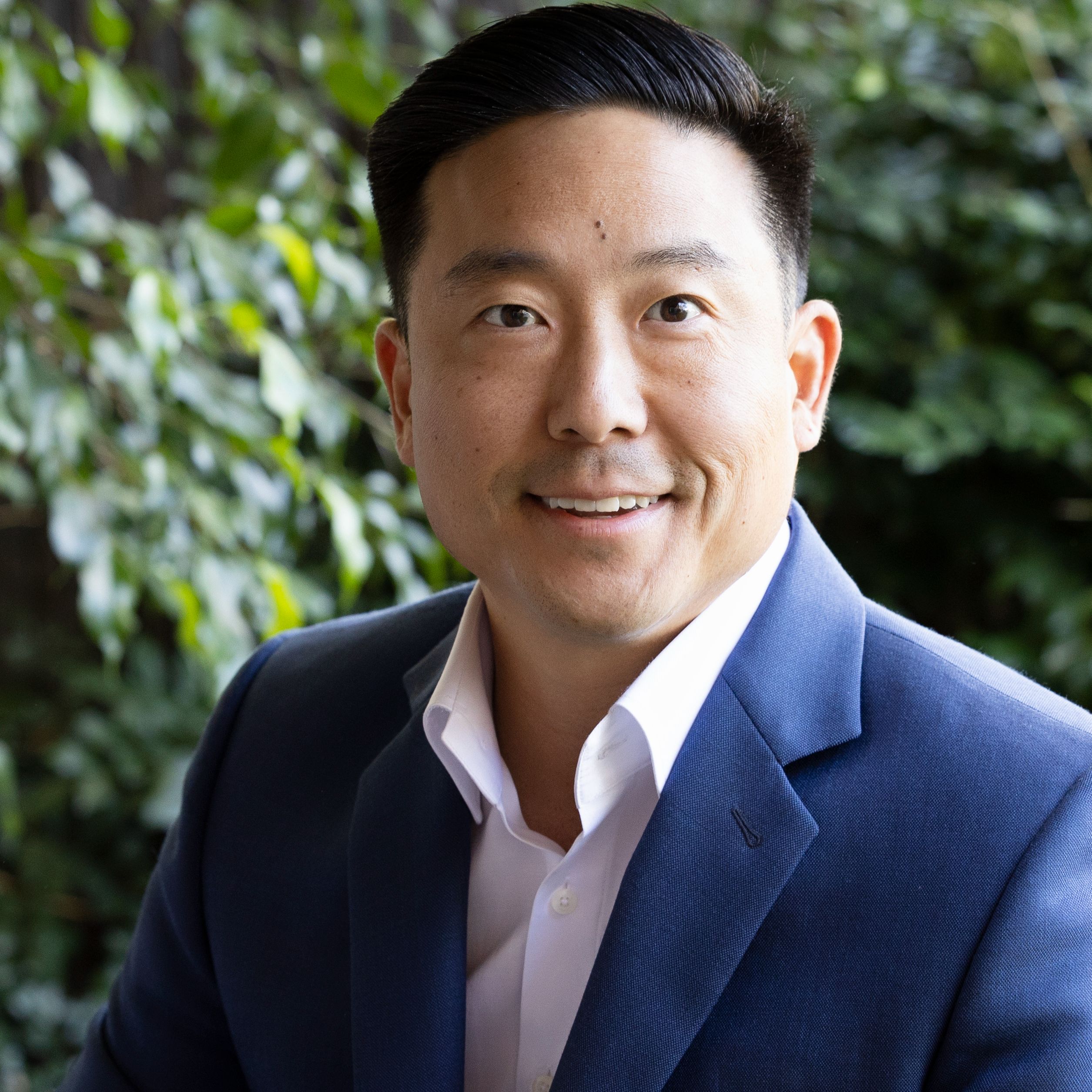 Dennis Woo - Director - Ray White Seven Hills - The Drane Group