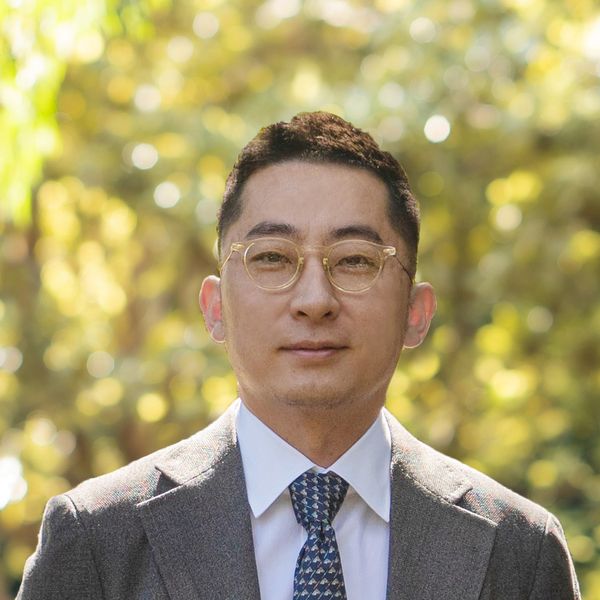 Jie Zhang • Ray White