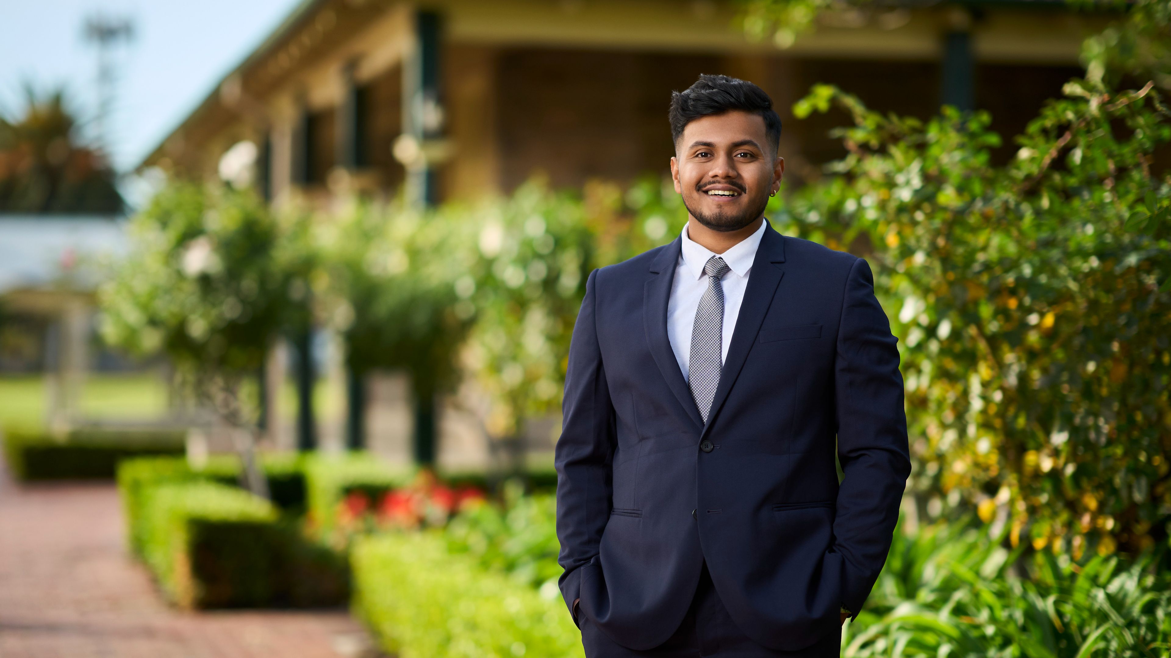 Dev Bhattacharya - Sales Executive - Ray White Glenelg | Brighton