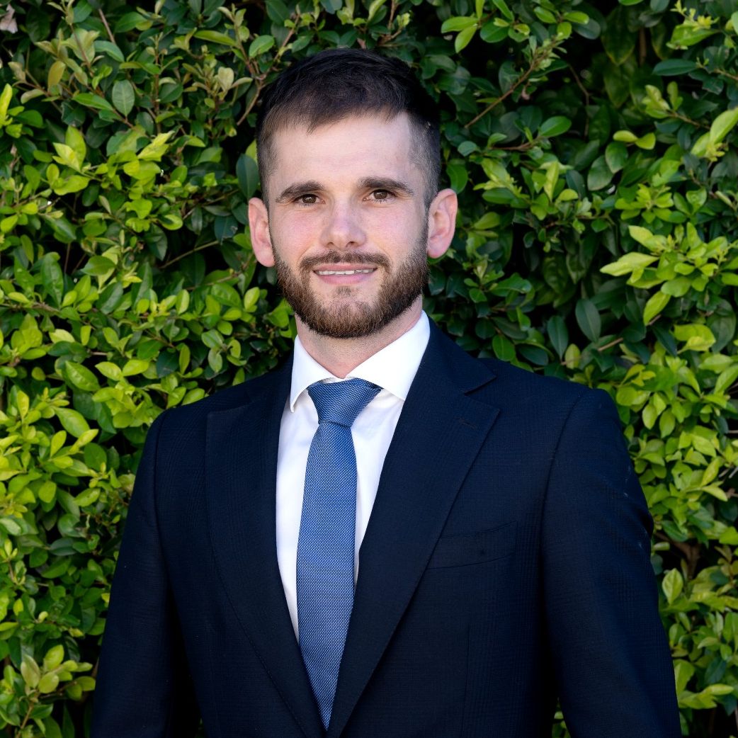 Larry Craft • Ray White