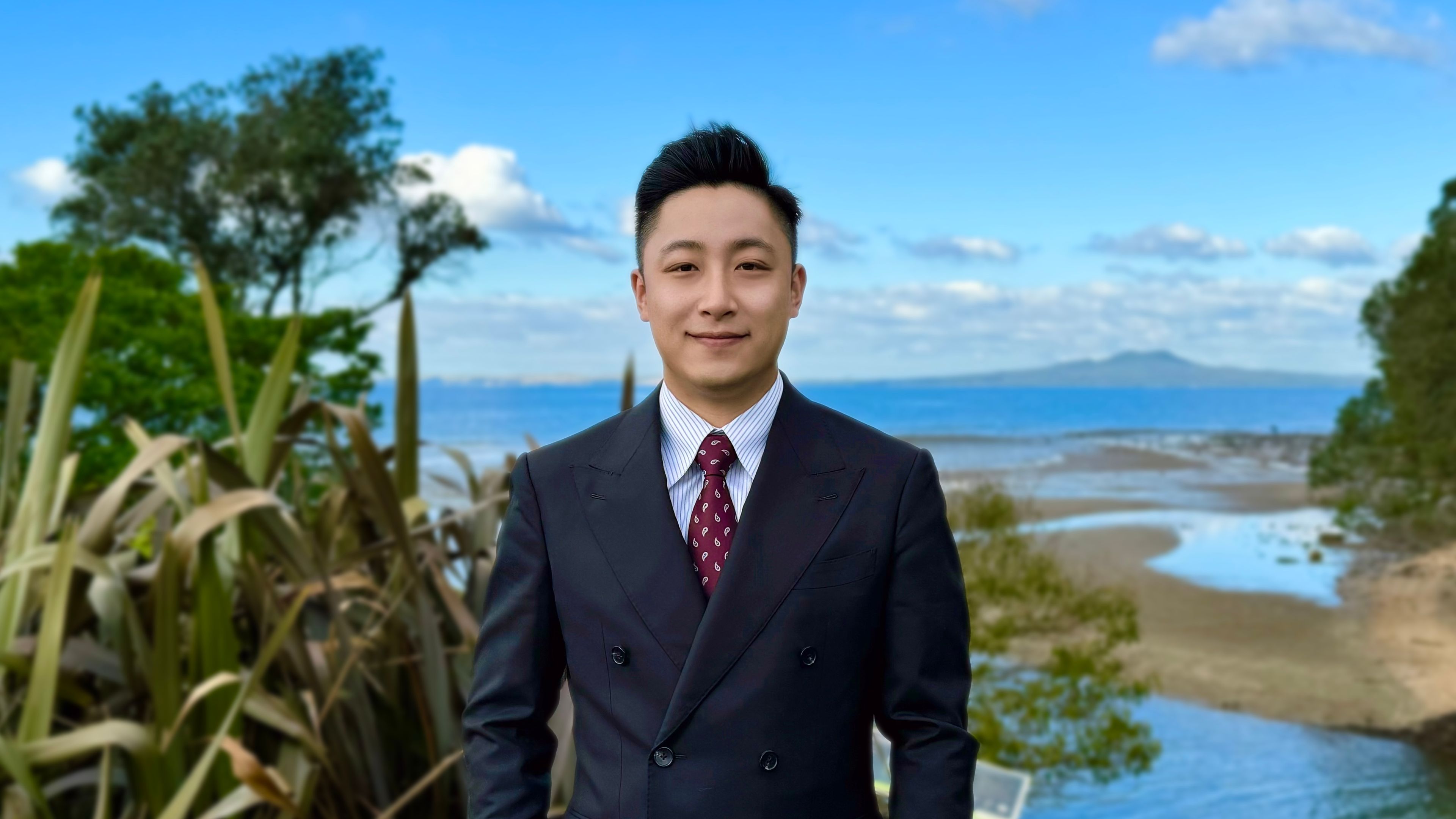 Barry Cui - Licensee Salesperson - Ray White Albany