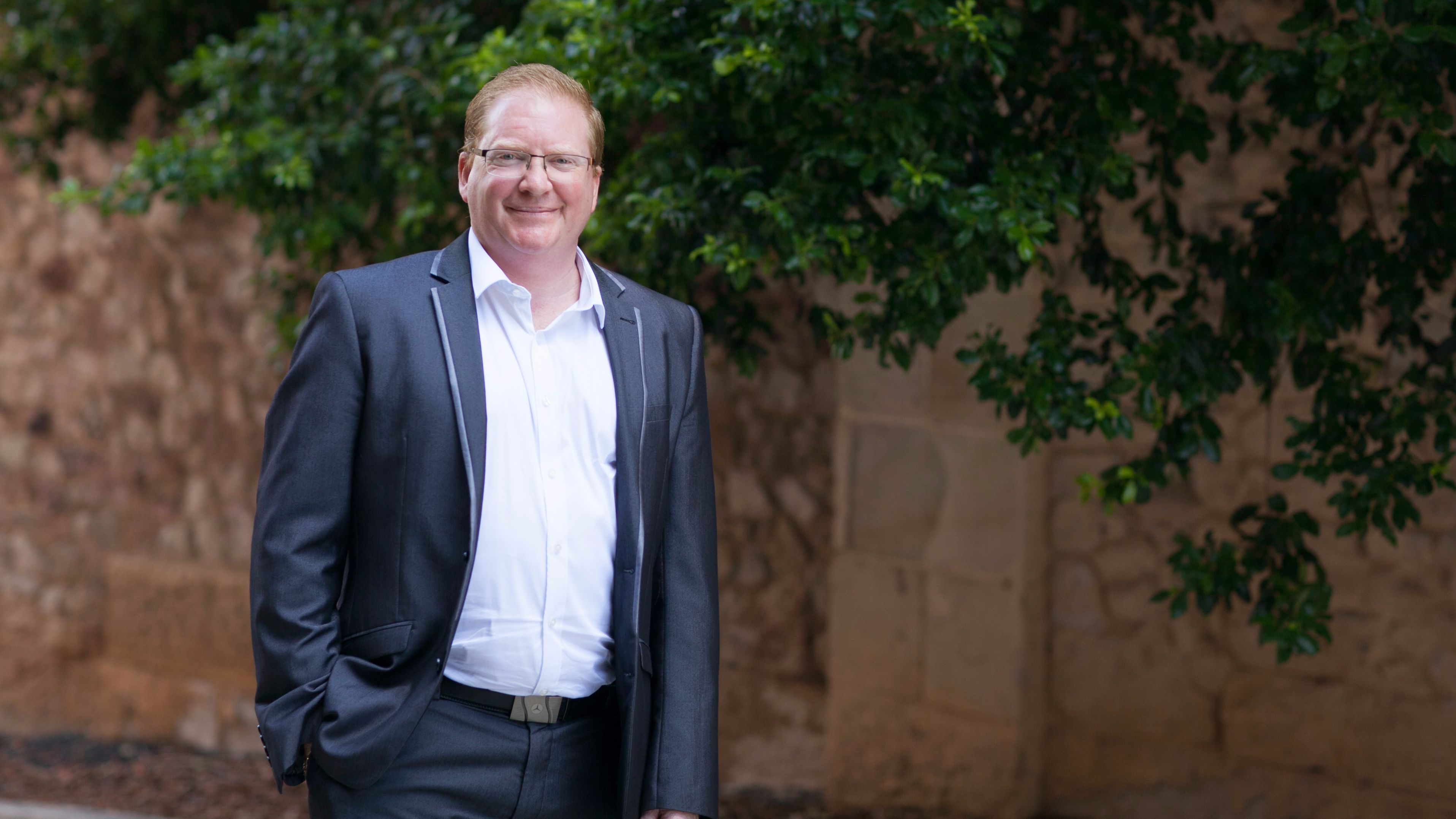 Neil Mundy - Elite Sales & Marketing Executive - Ray White Ipswich