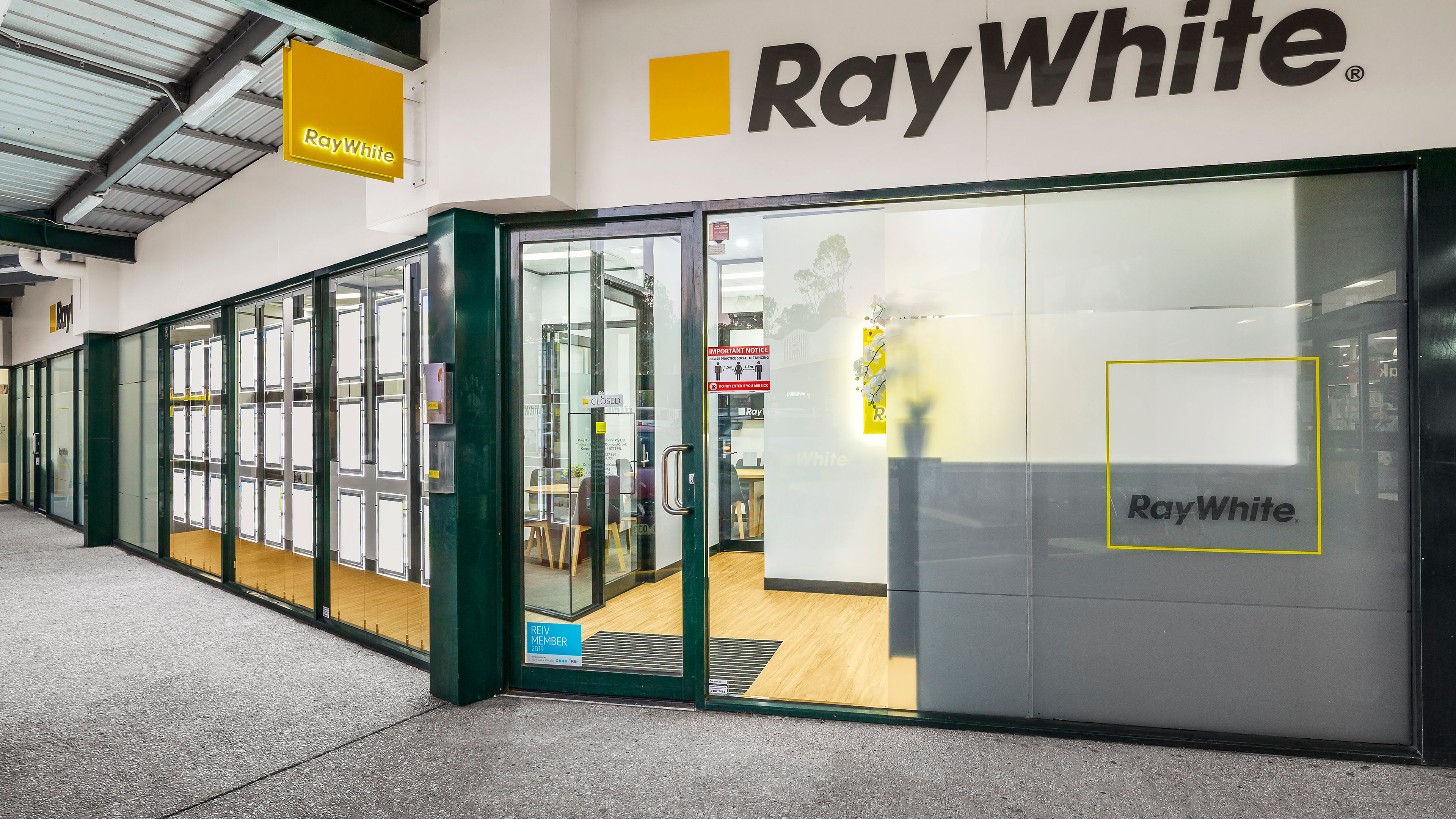 About Us - Ray White Diamond Creek